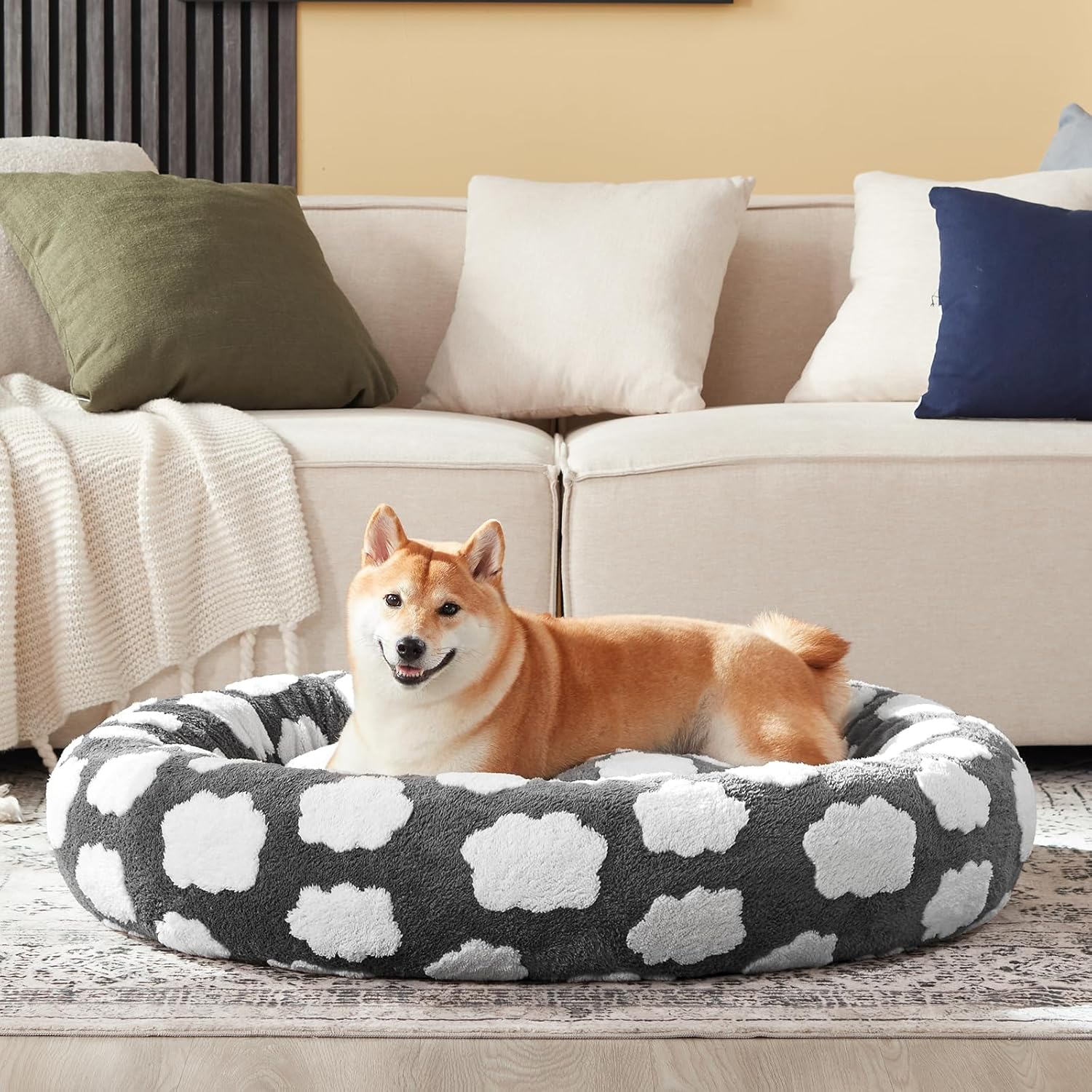 Amazon.com : JOEJOY Donut Large Dog Bed, Cute Round Calming Dog Bed ...