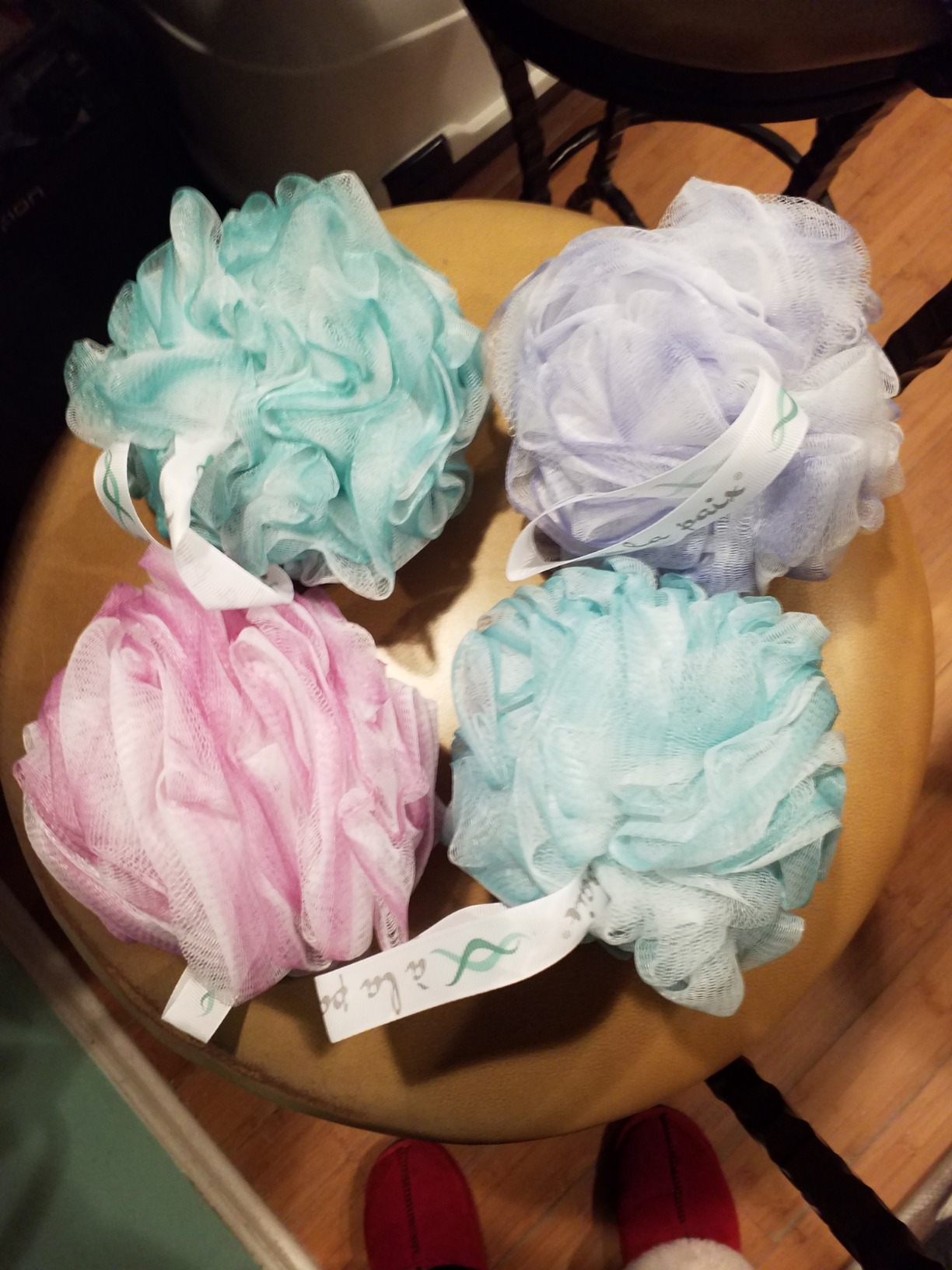 Amazon.com: Loofah-Bath Sponge-White w/Color Set-XL-75g by À La Paix ...