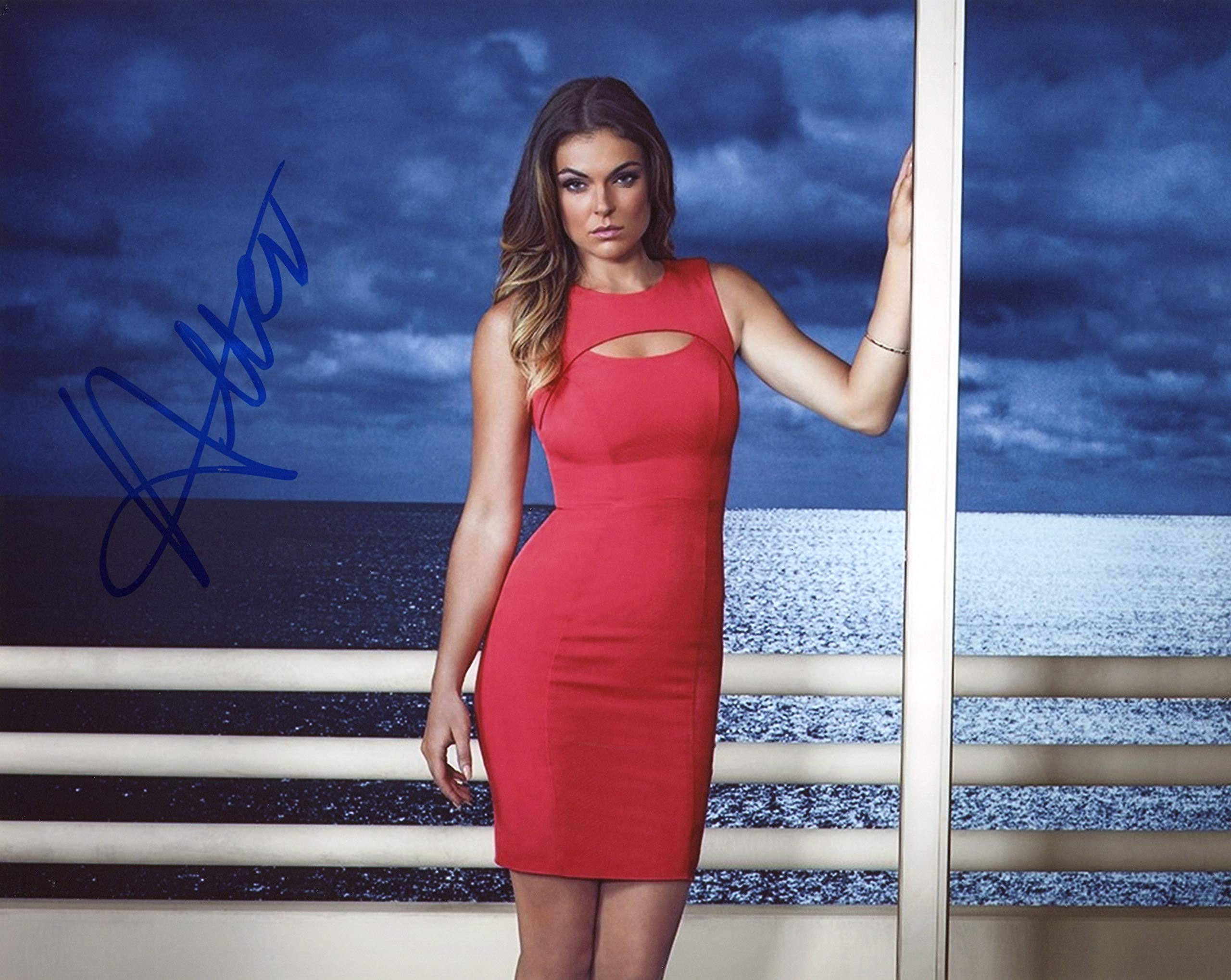 Serinda Swan Graceland