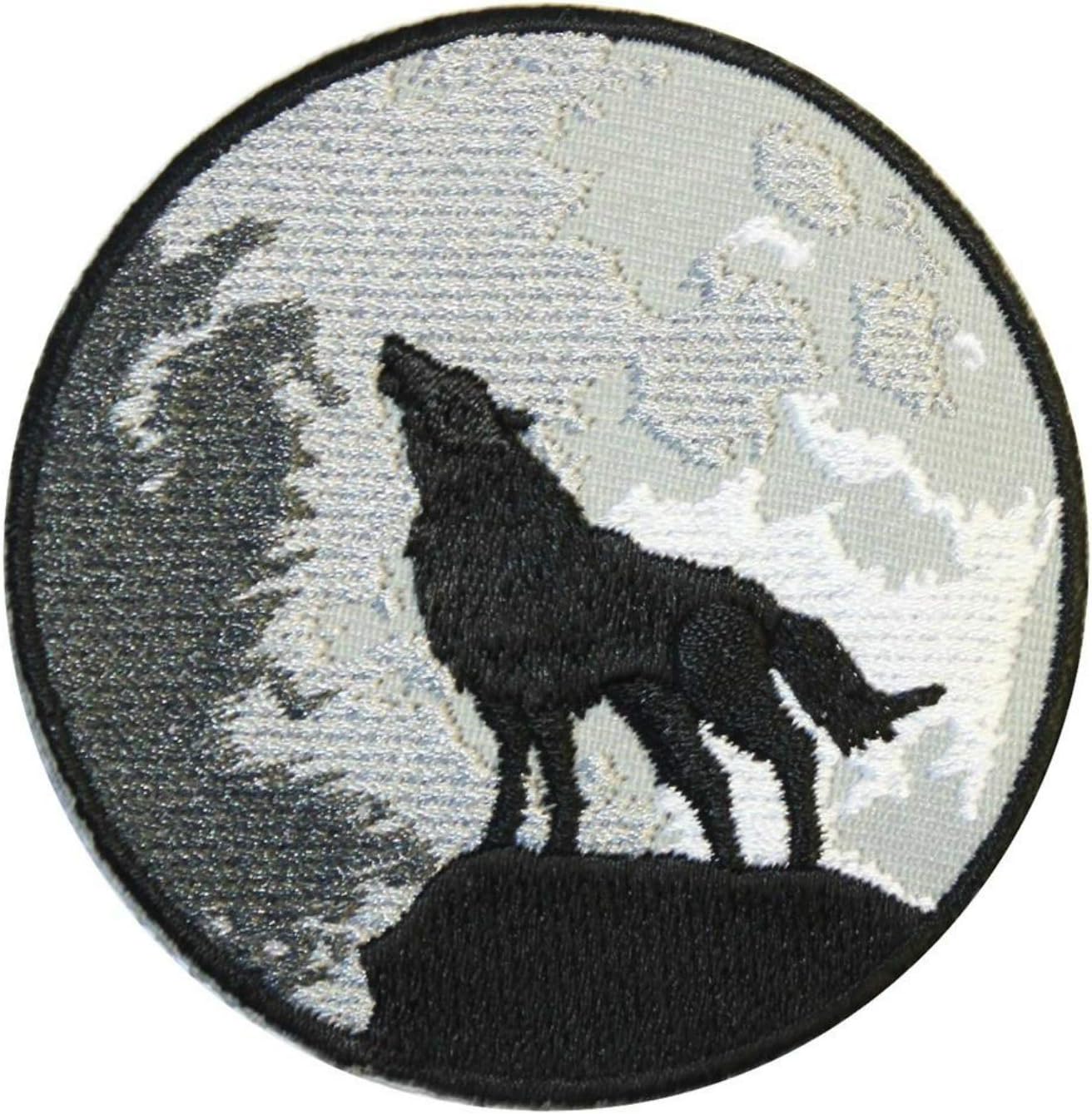 Minimum Mouse Howling Wolf Moon Iron On Patch : Amazon.co.uk: Home ...