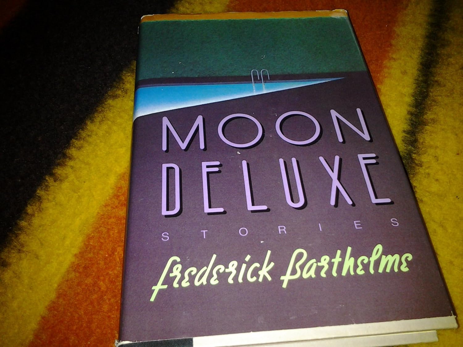 Moon Deluxe: Barthelme, Frederick: 9780671472689: Amazon.com: Books