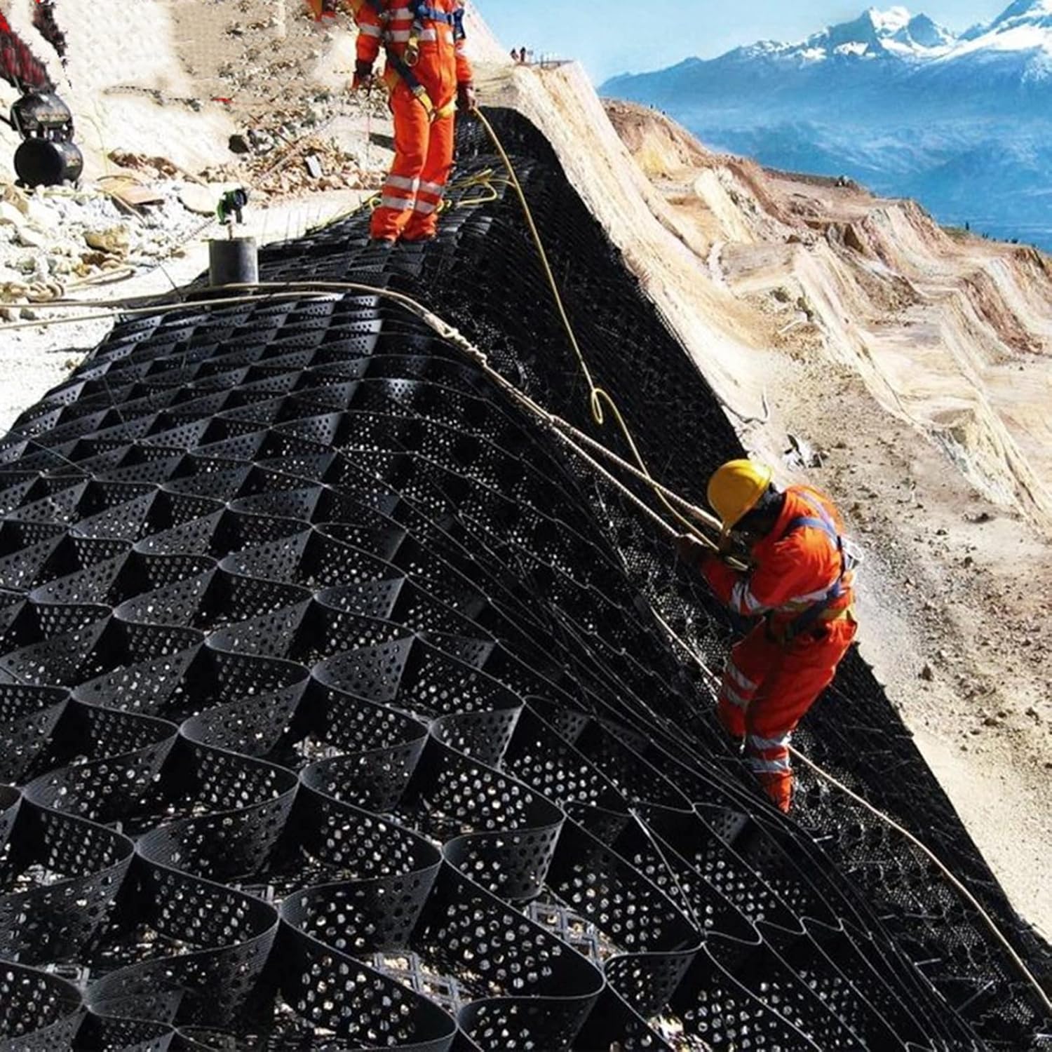 Amazon.com: 2 inch Tall Geogrid Roll Ground Grid, Cuttable Honeycomb ...