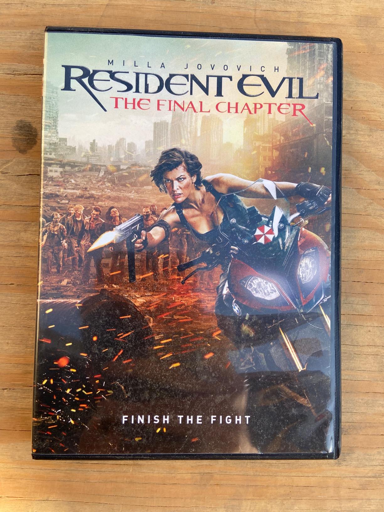 Amazon.com: Resident Evil: The Final Chapter [Blu-ray] : Milla Jovovich ...