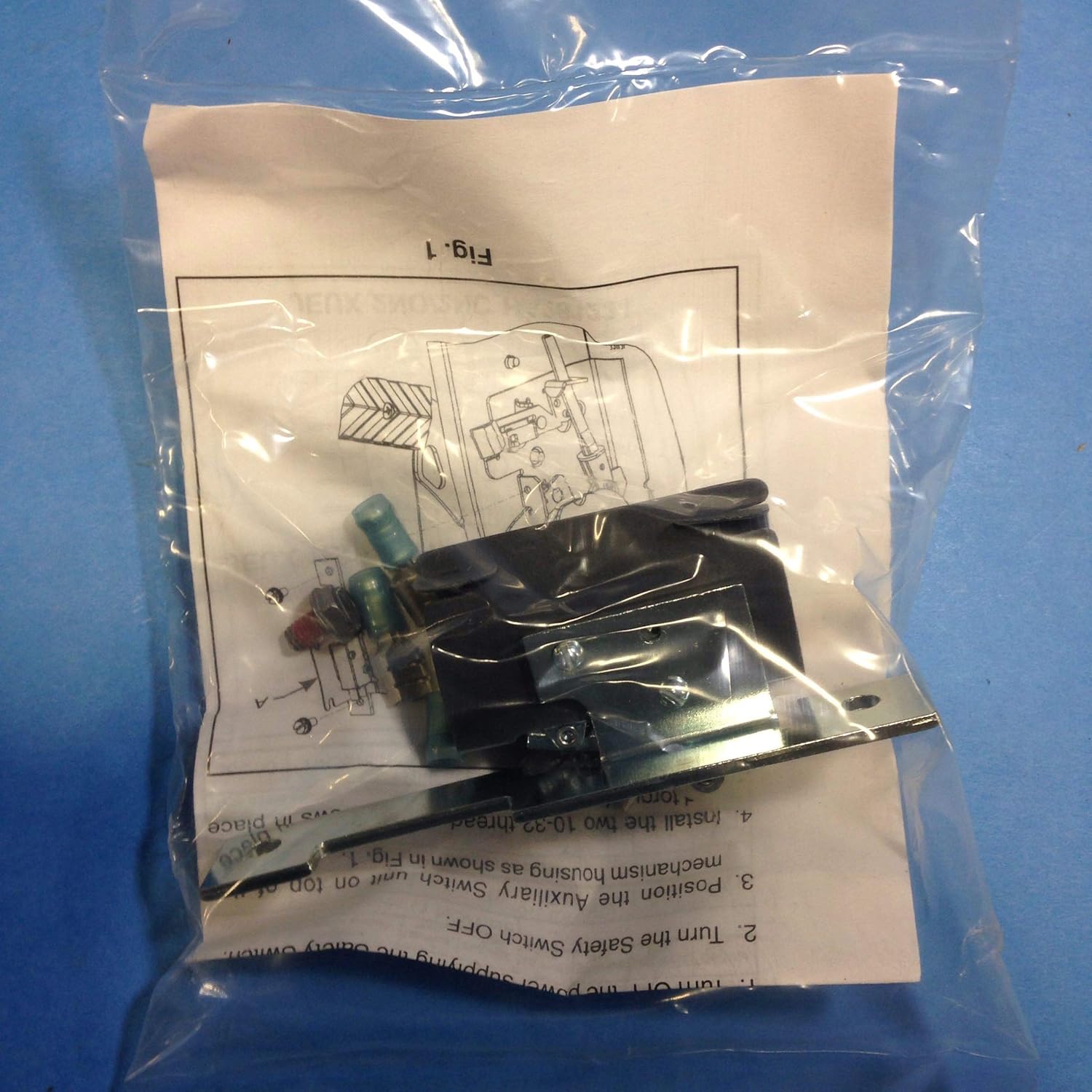 Amazon.com: Siemens HA161234 Auxiliary Contact Kit 125/250 Volt AC 10 ...