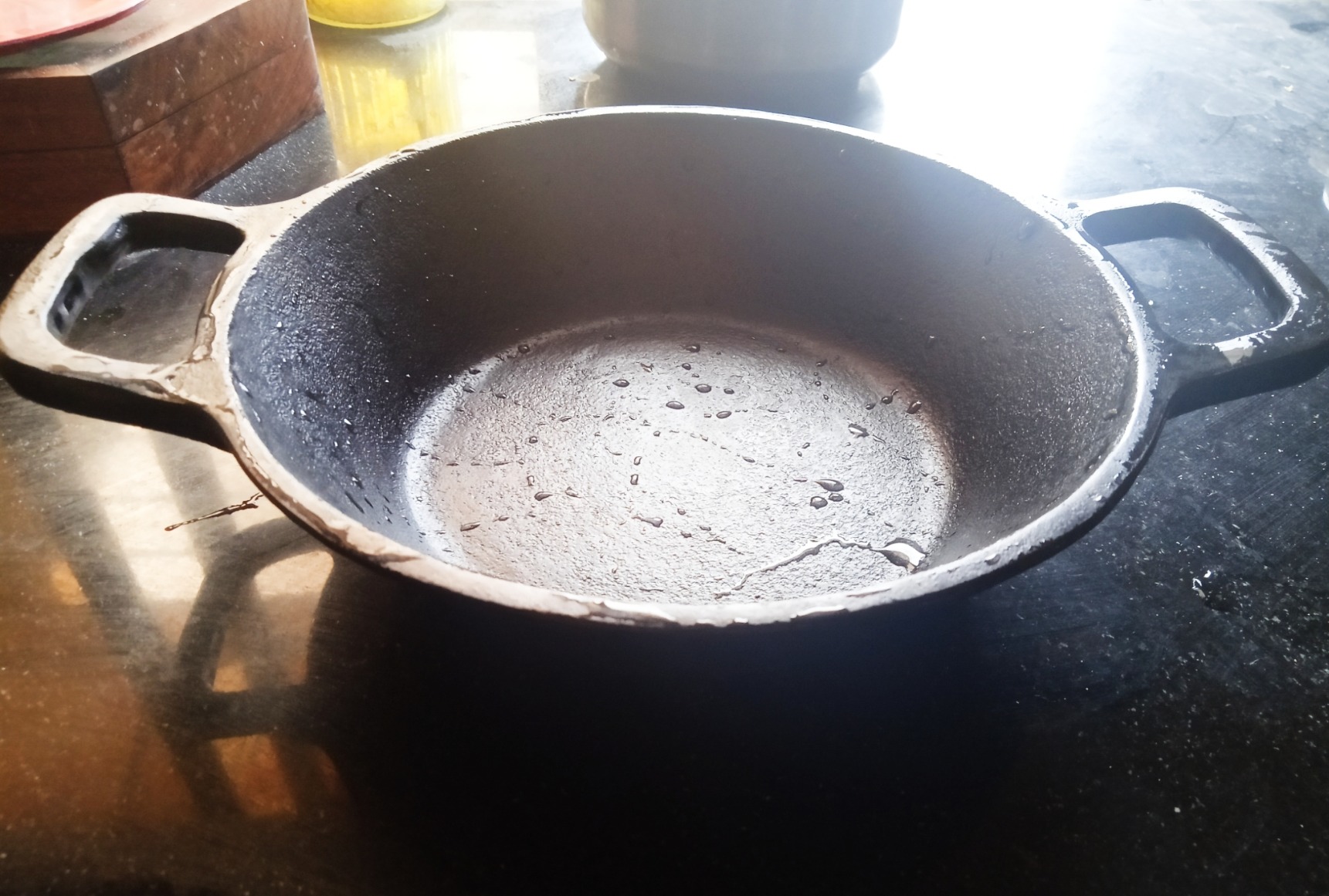 Bhagya Cast Iron Cookware Pre-Seasoned Mini Skillet/Fry Pan (8 inches ...