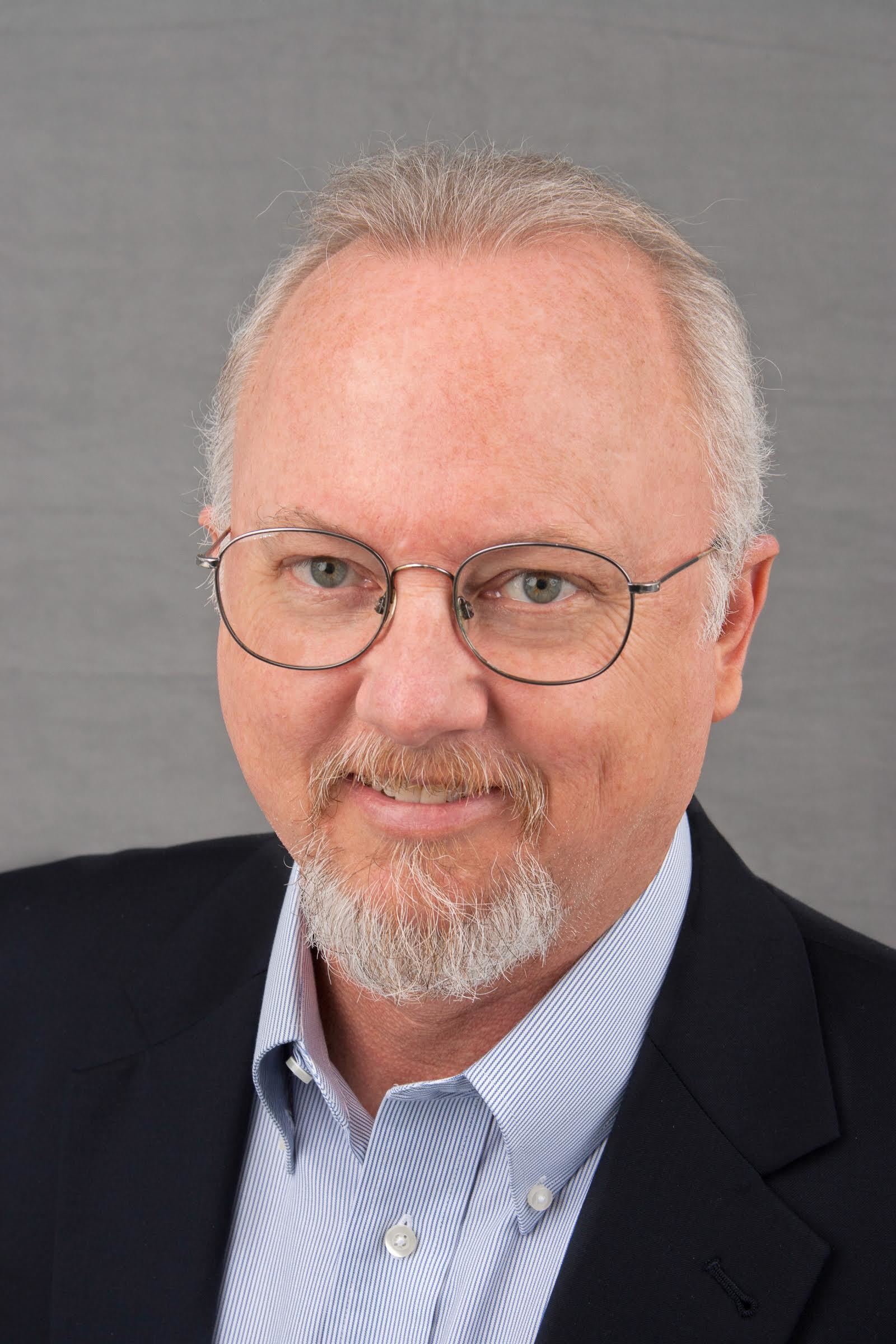 Amazon.com: Dr. Roger Smith: books, biography, latest update