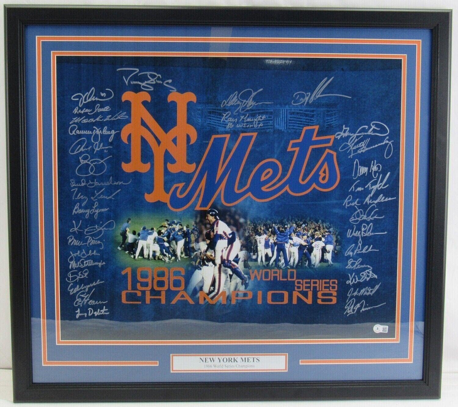 1986 Mets Team Signed Framed 20x24 Photo Gary Carter Darryl Strawberry ...