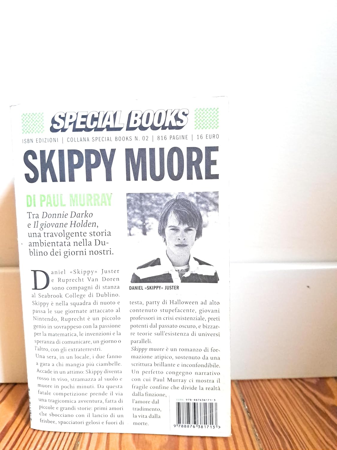 Skippy muore: Paul Murray, Beniamino R. Ambrosi: 9788876381713: Amazon ...