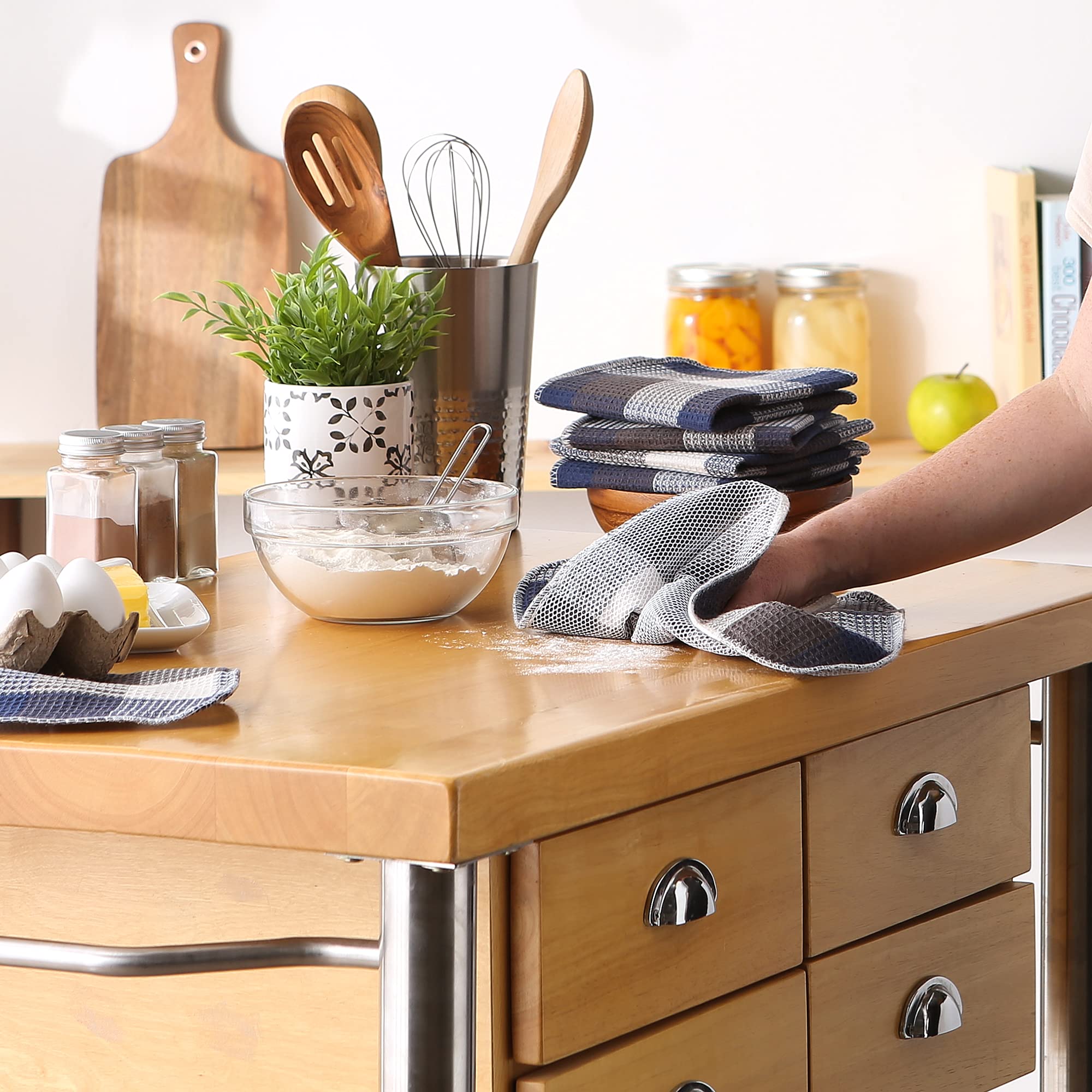 Snapklik.com : DII Tri-Color Check Collection Kitchen