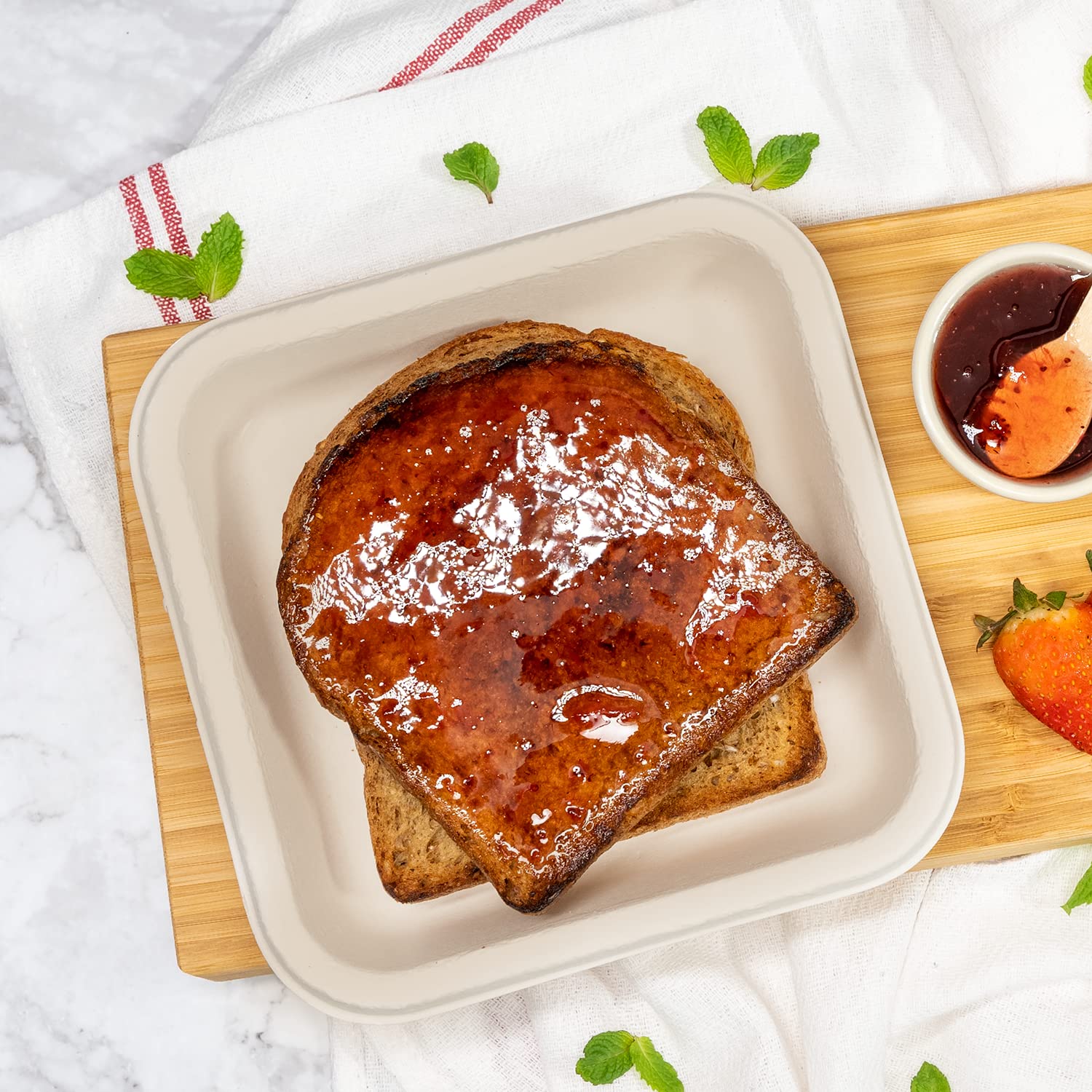 Snapklik.com : EconoHome 7 Inch Square Paper Plates 50-Pack - Eco ...