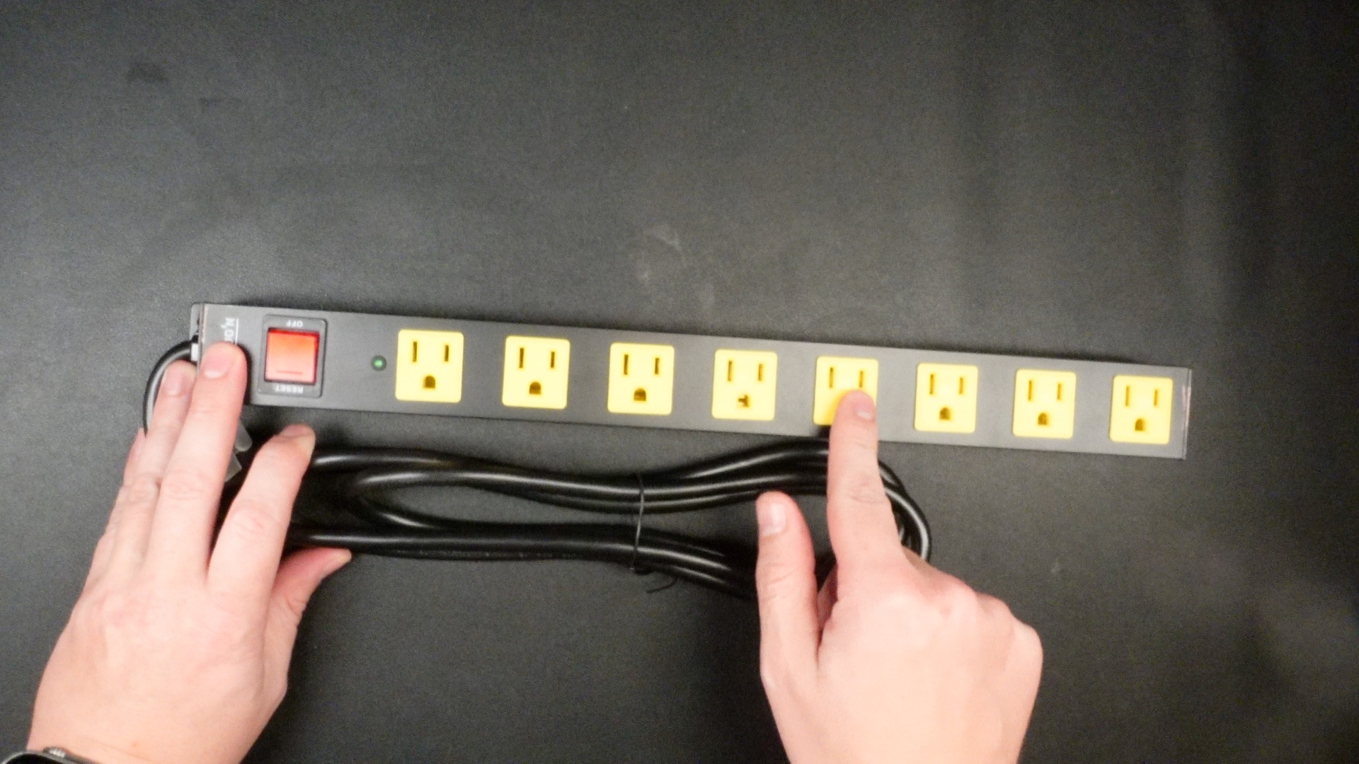 Watch 8 Outlet Metal Power Strip With Yellow Plugs Review on Amazon Live