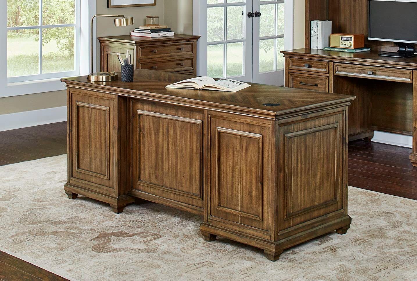 Amazon.com: Martin Furniture Traditional Wood Double Pedestal Executive ...