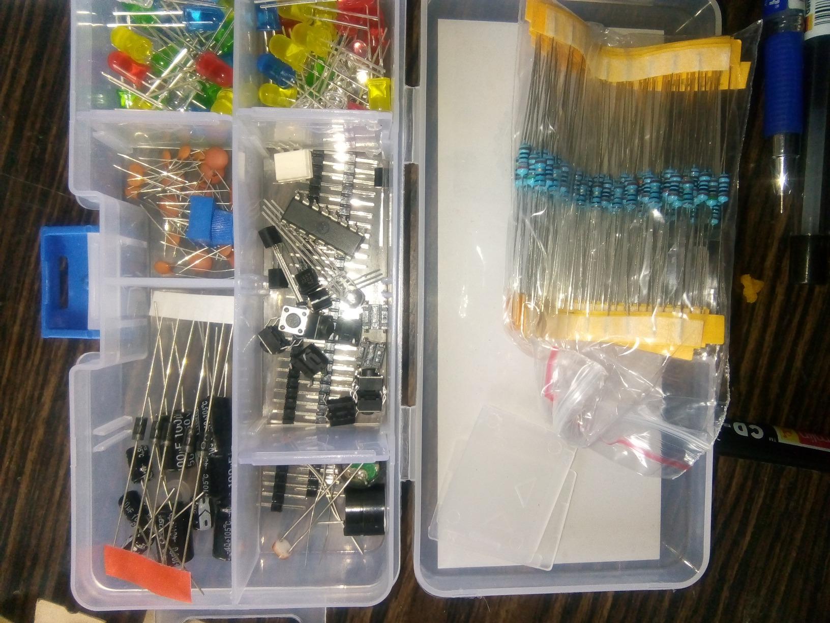 Quad Store - Mini Electronics Components kit with buzzer, button, leds ...