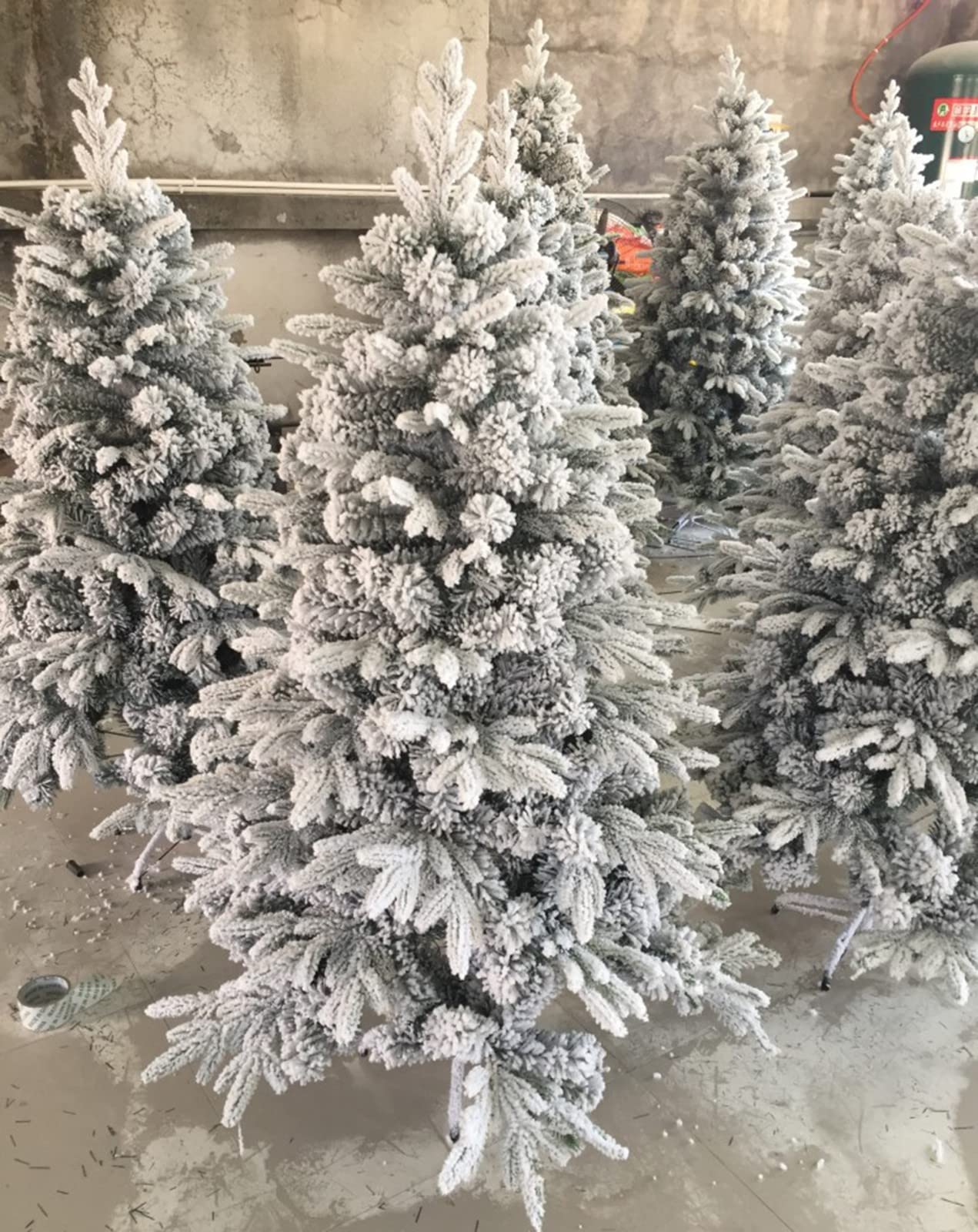 Fake Snow For Christmas Trees