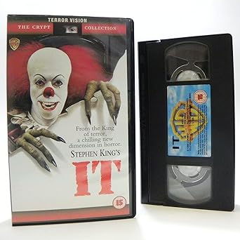 Stephen King's It [VHS] : Harry Anderson, Olivia Hussey, Tim Curry ...