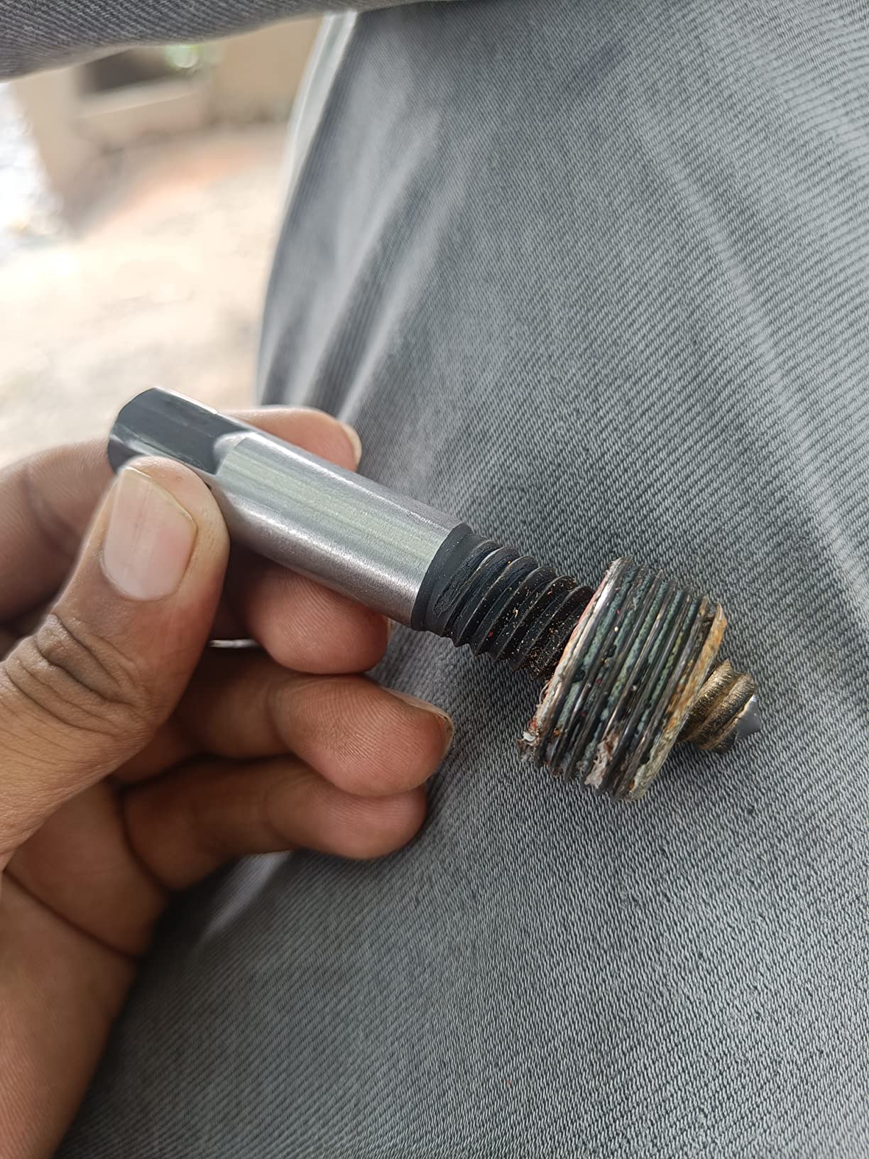 Generic Reverse Threaded Screw Extractor Set Bolt Stud Pipe Remover ...