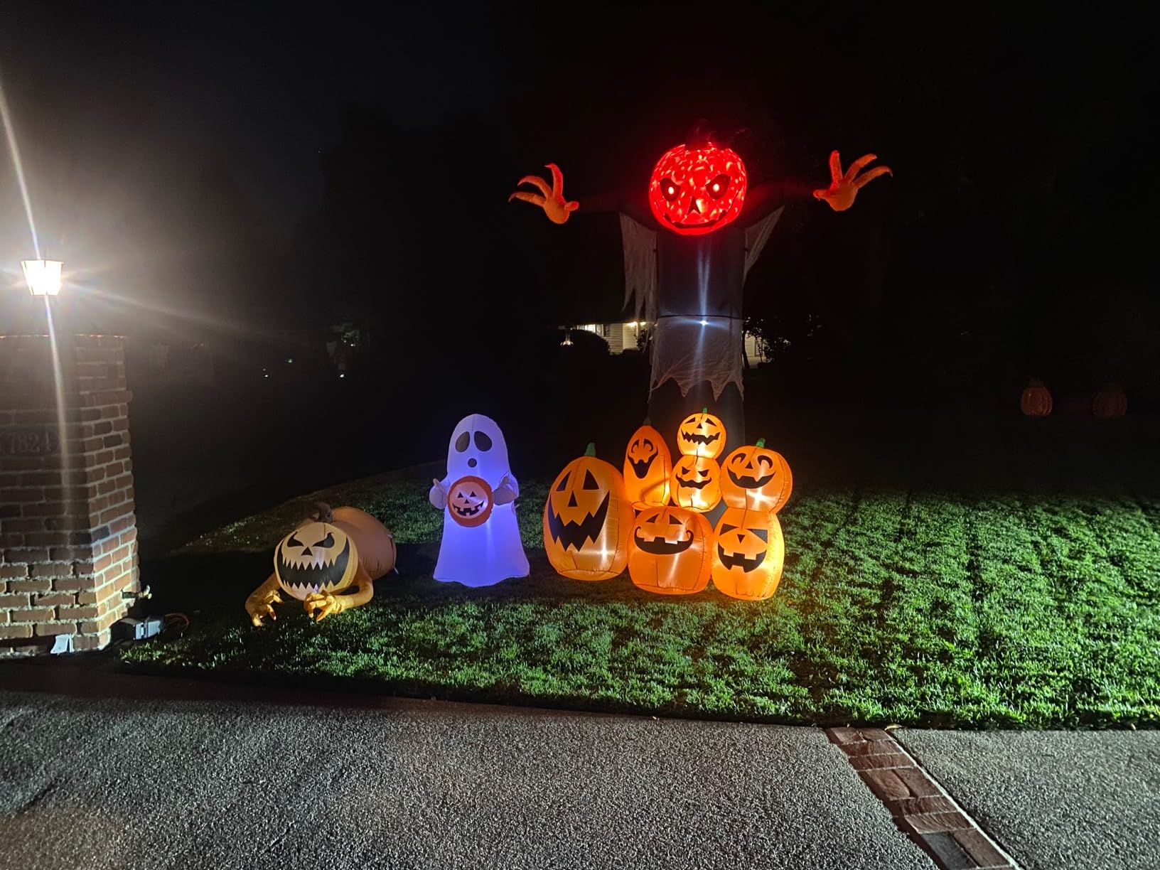 Amazon.com: Raymall 9FT Giant Halloween Inflatables Pumpkin Reaper ...