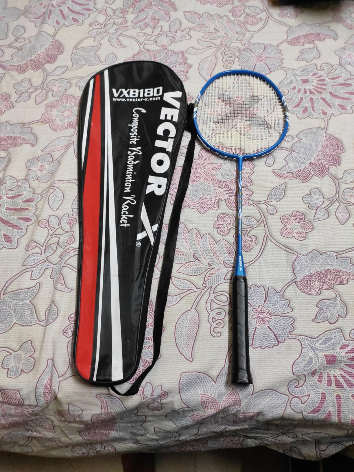 Vector X VXB-180 Aluminum Composite One Piece Joint Less Badminton ...