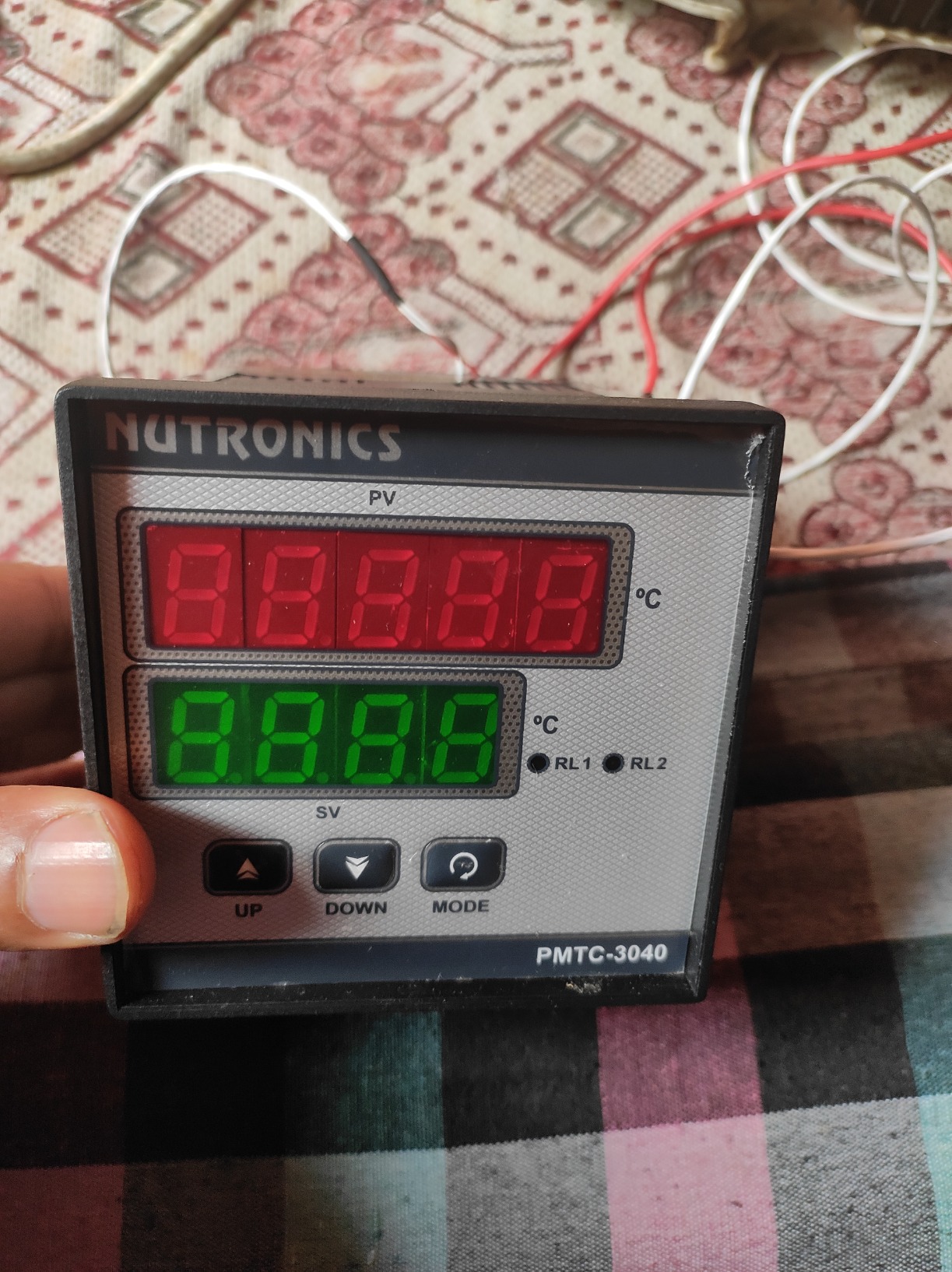 Nutronics Dual display Temperature Controller Model: PMTC-3040, Supply: 230VAC, Size: 96mmX96mm ...