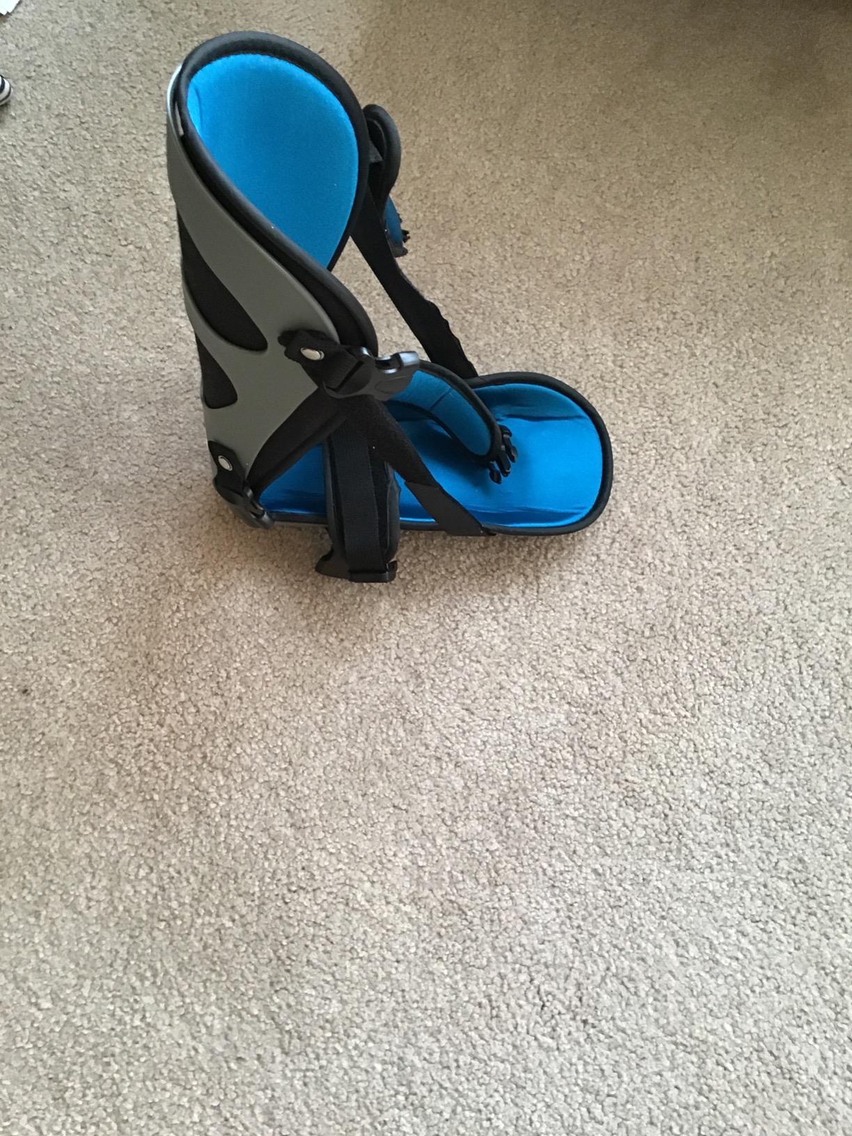 Alpha Medical Plantar Fasciitis Night Splint – Stretch Boot, Sleeping ...