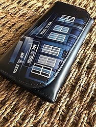 Amazon.com: Doctor Who Purse - Embossed Women's Wallet - Gradient ...