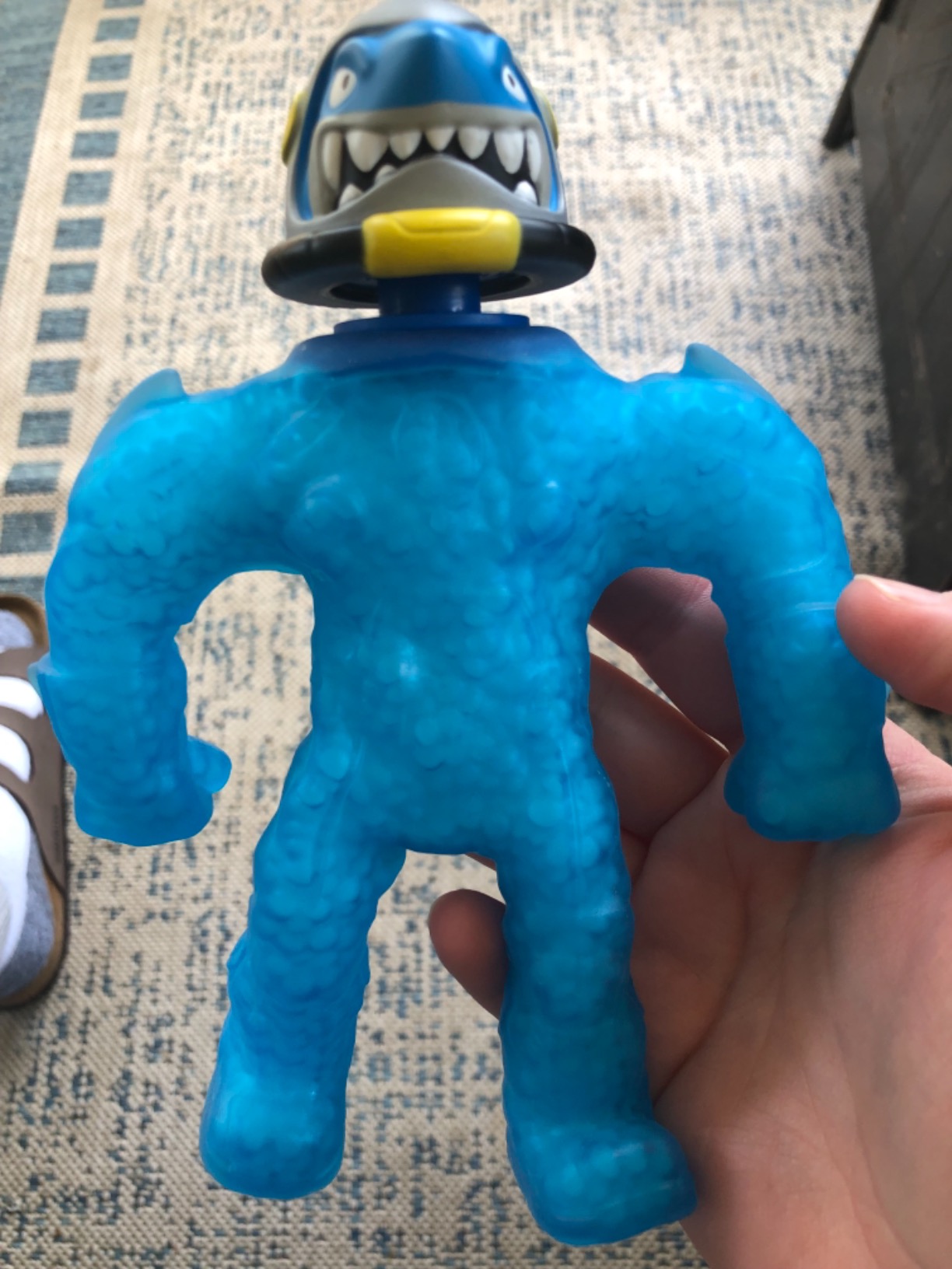 Amazon.com: Heroes of Goo Jit Zu Galaxy Attack, Action Figure Pump ...