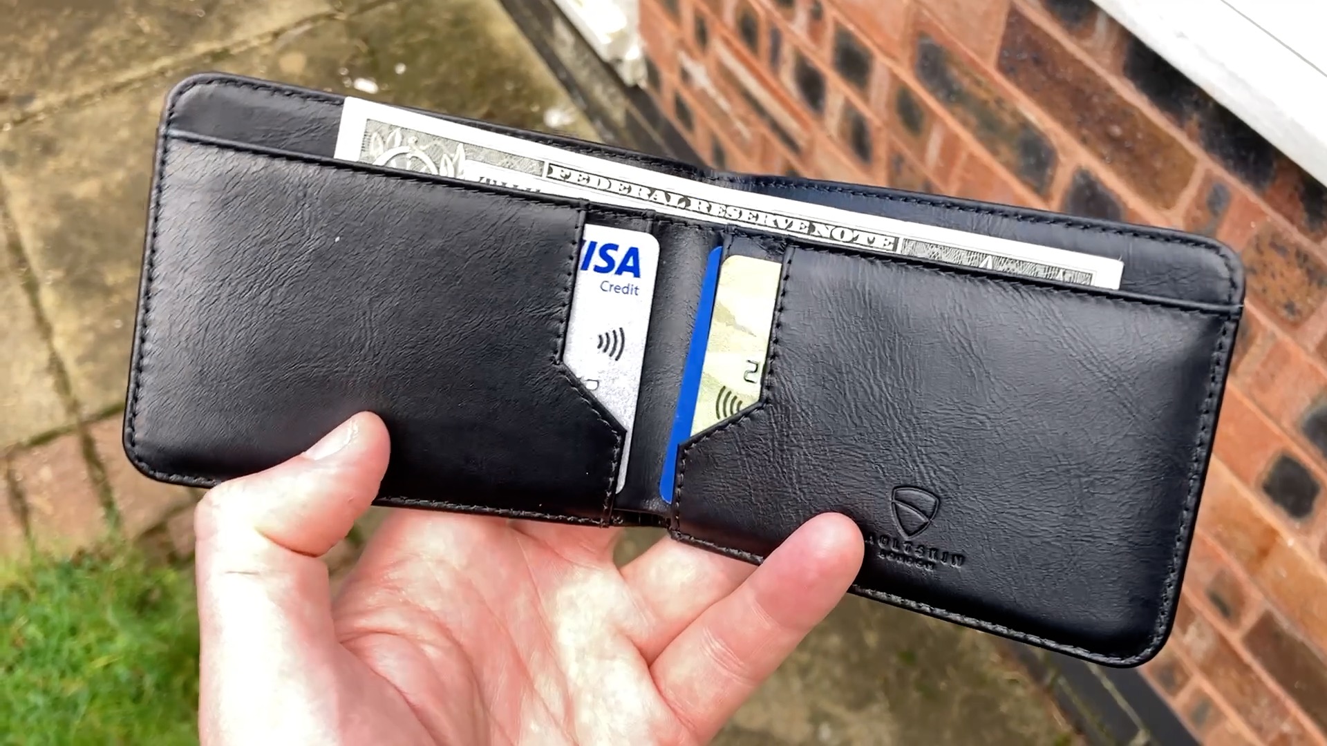 Watch Vaultskin MANHATTAN Slim Minimalist Bifold Wallet Review on ...