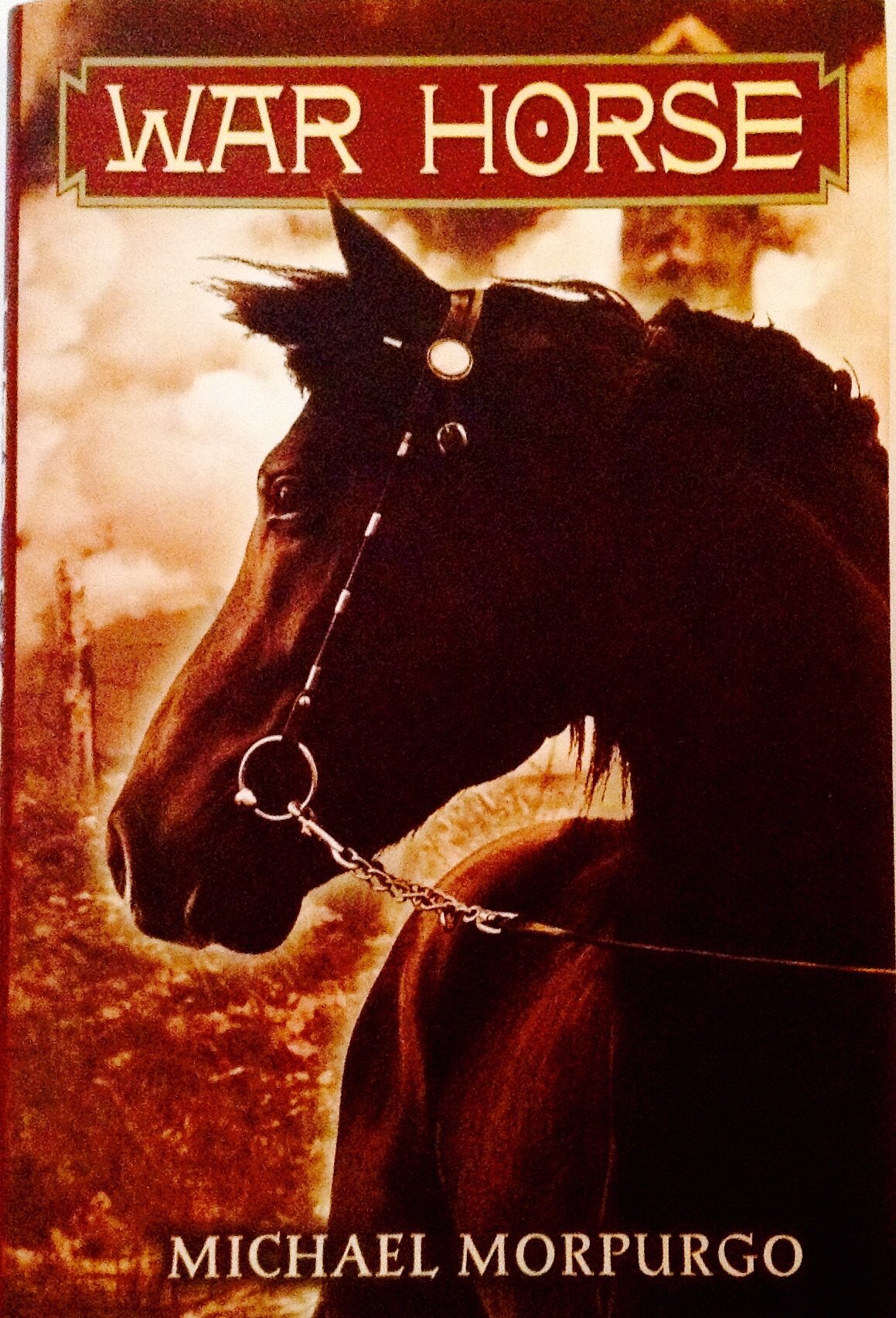War Horse: Morpurgo, Michael: 9780439796637: Amazon.com: Books