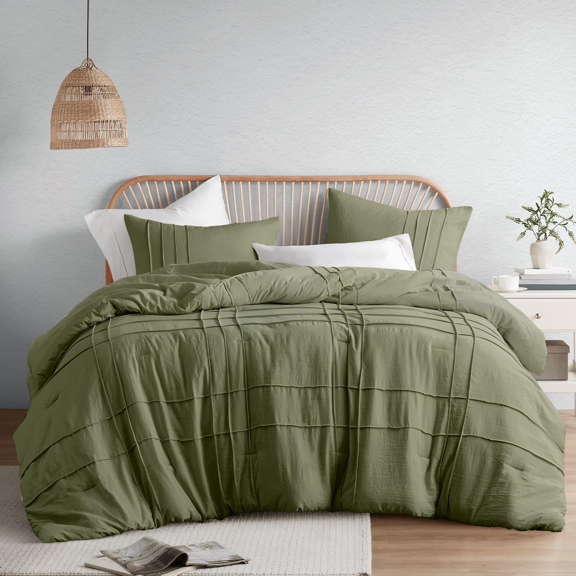 Amazon.com: Comfort Spaces Olive Green Queen Size Comforter Set - 3 ...