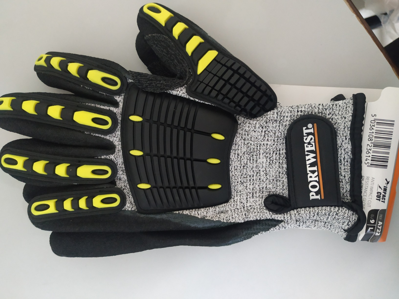 Portwest A722 - Anti Impact Cut Resistant Glove Grey/Black : Amazon.in ...