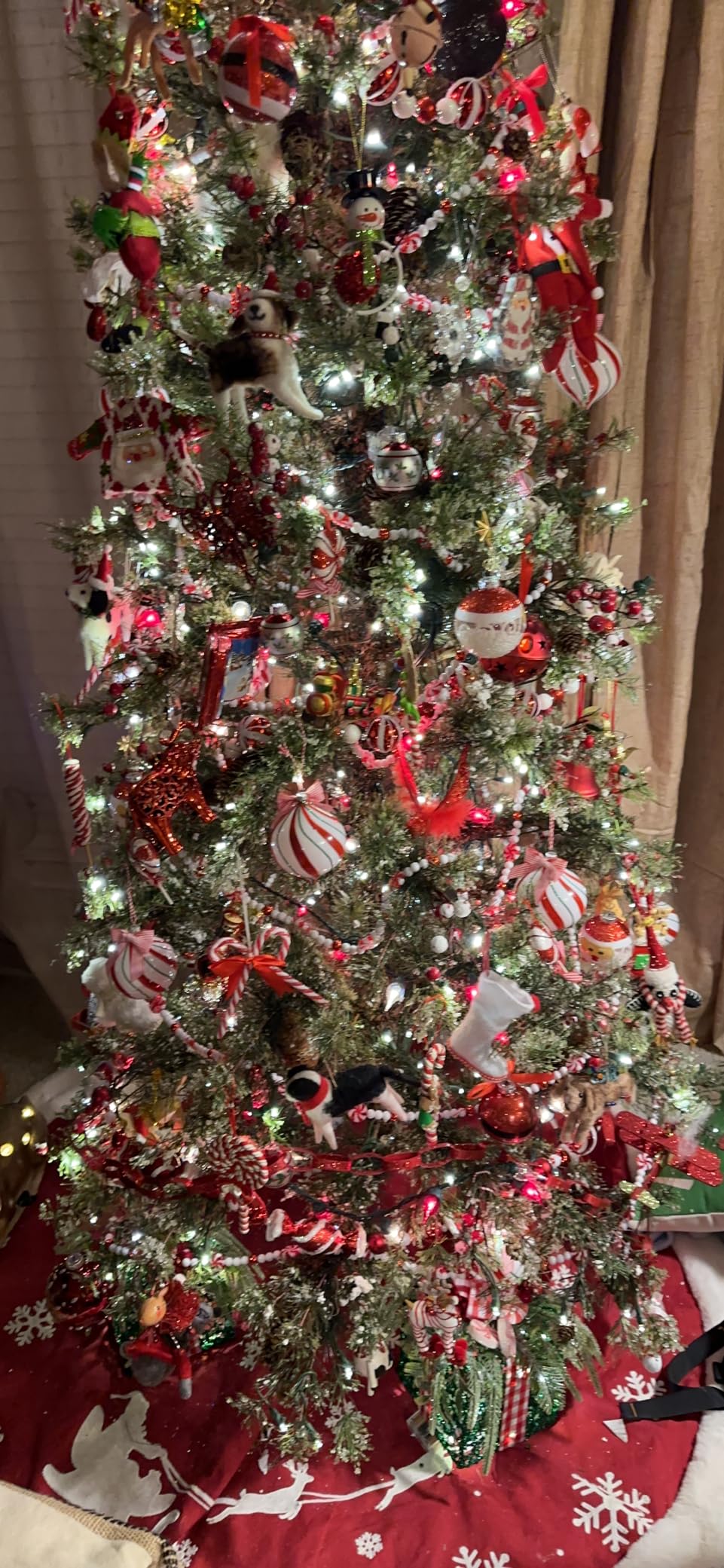 Amazon.com: 9 Foot Red & White Candy Peppermint Bead Christmas Garland ...