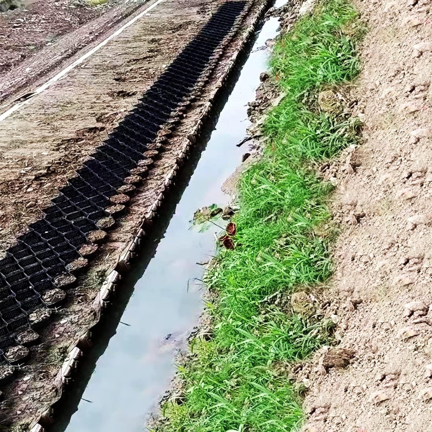 Amazon.com : ERRULAN Slight Slope Stabilizer Mesh Permeable Pavers ...