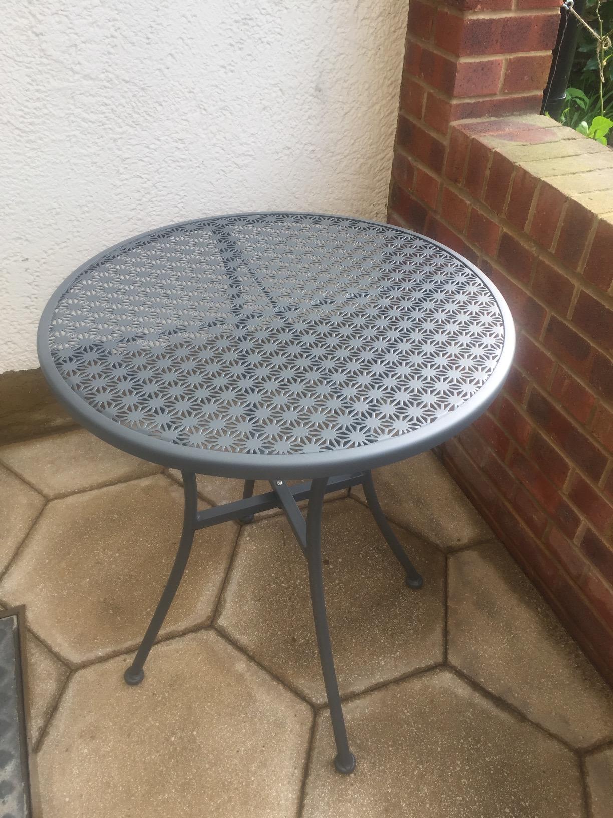 Bolero Bistro Table - Grey Steel Patterned - Round - Weather Resistant ...