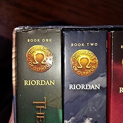 The Heroes Of Olympus - The Complete Series [Boxed Set] [Newest Set]: 9781338045017: Books ...