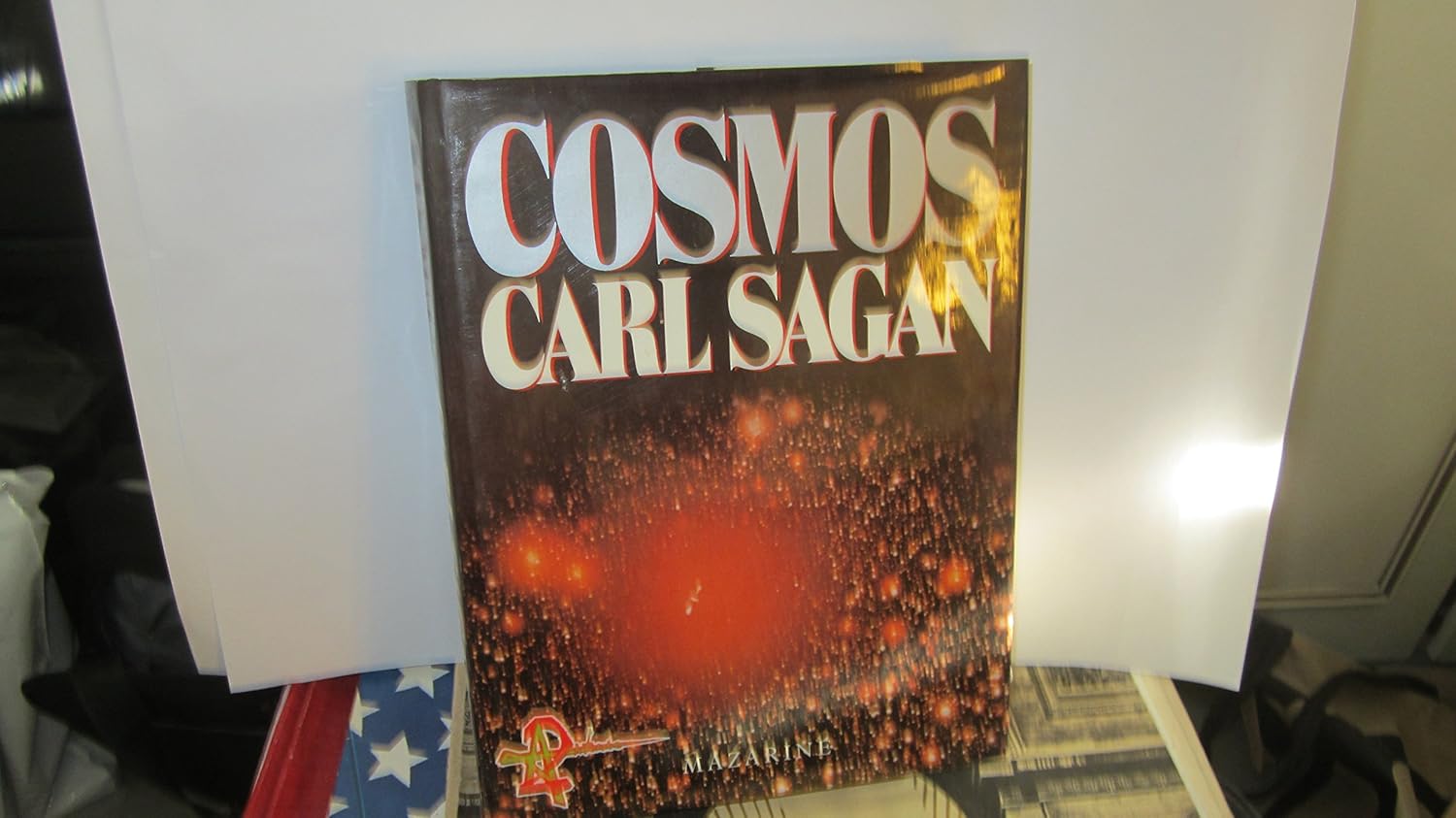 Cosmos: Amazon.co.uk: Sagan, Carl: 9782863740750: Books