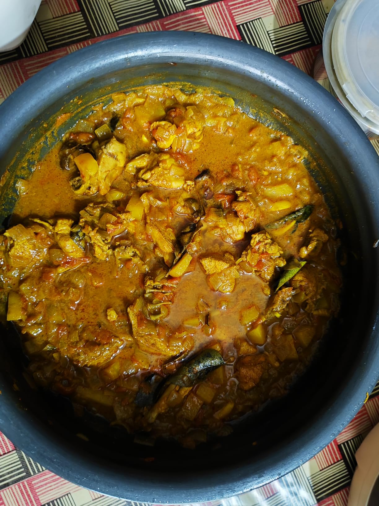 Embassy Hard Anodised Urli/Handi/Pot, Size 5, 27 cms, 3.5 litres, Black ...