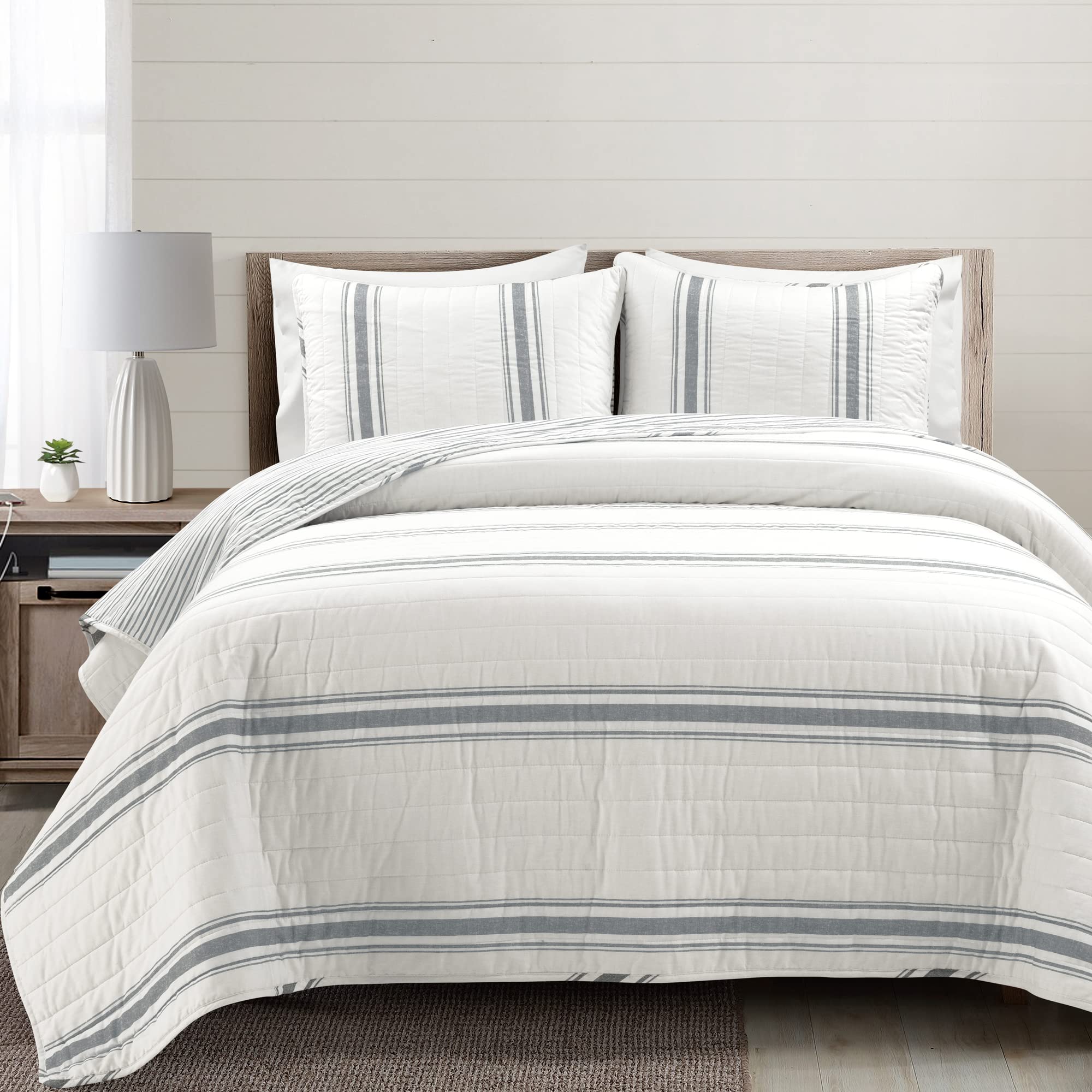 Lush Decor Farmhouse Stripe Reversible Cotton Quilt Set, 3 Piece Set ...