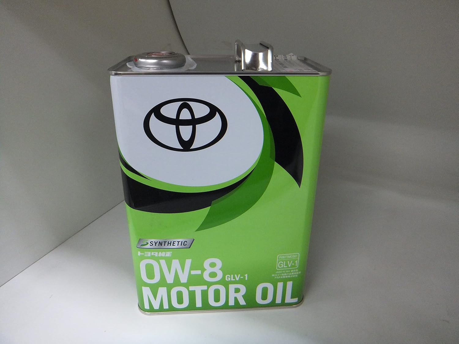 Amazon | モビリティ用 GLV-1 0W-8 トヨタ純正 アクア/ヤリス エンジンオイル 4L | 車用エンジンオイル | 車＆バイク