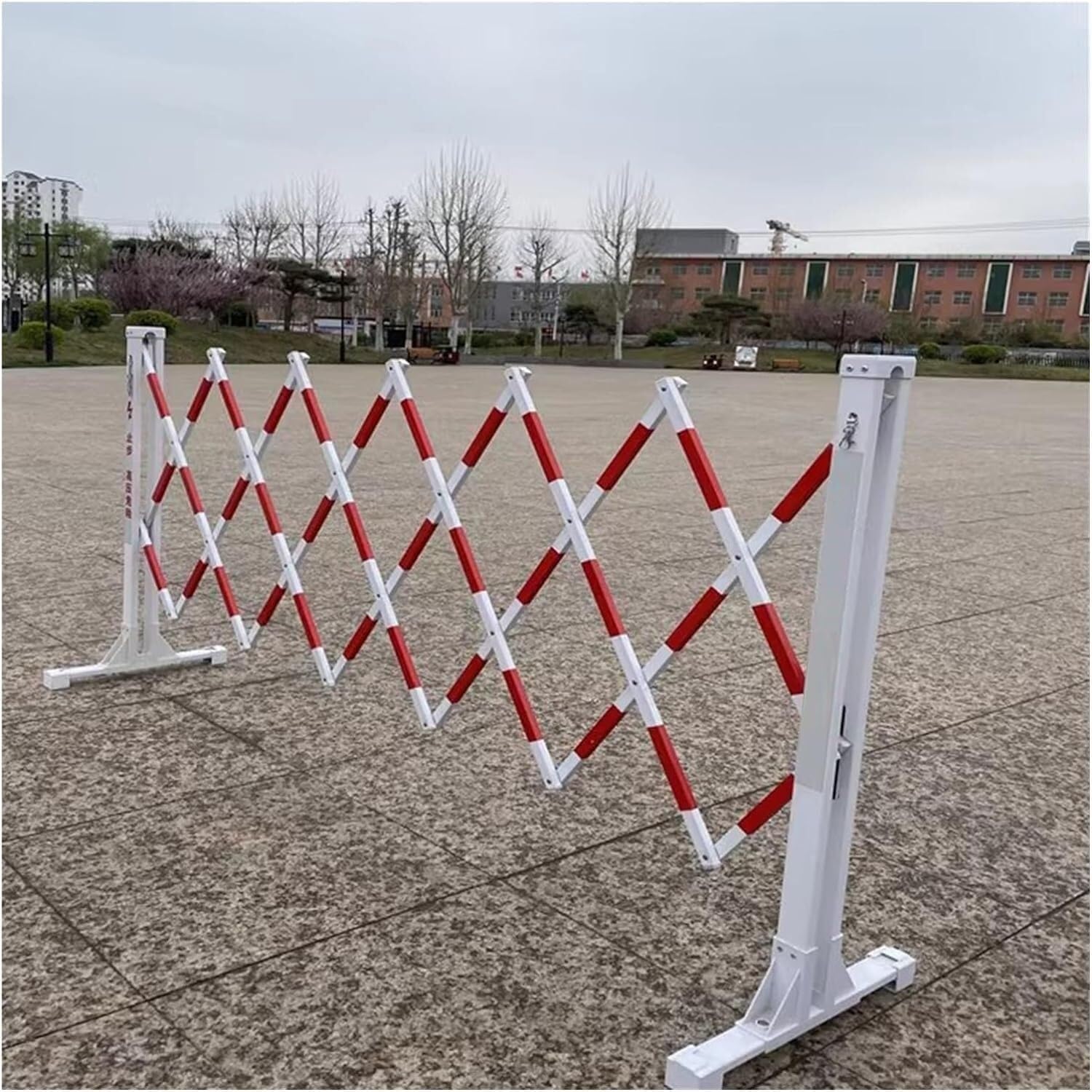 Retractable Traffic Barrier Concertina Safety Barrier with Rollers ...