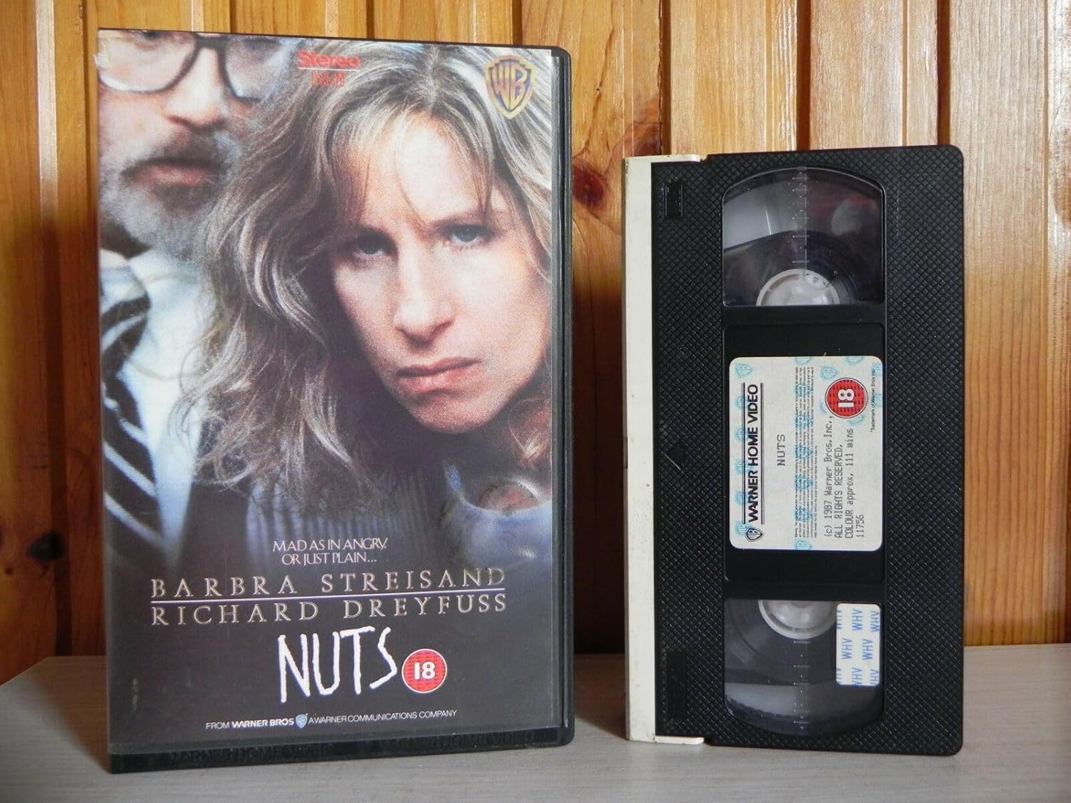 Nuts [VHS] [Import allemand] : Barbra Streisand, Richard Dreyfuss ...