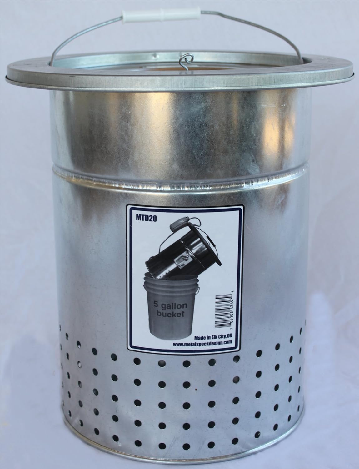 amazon-metal-speck-design-20-quart-galvanized-metal-minnow-bucket