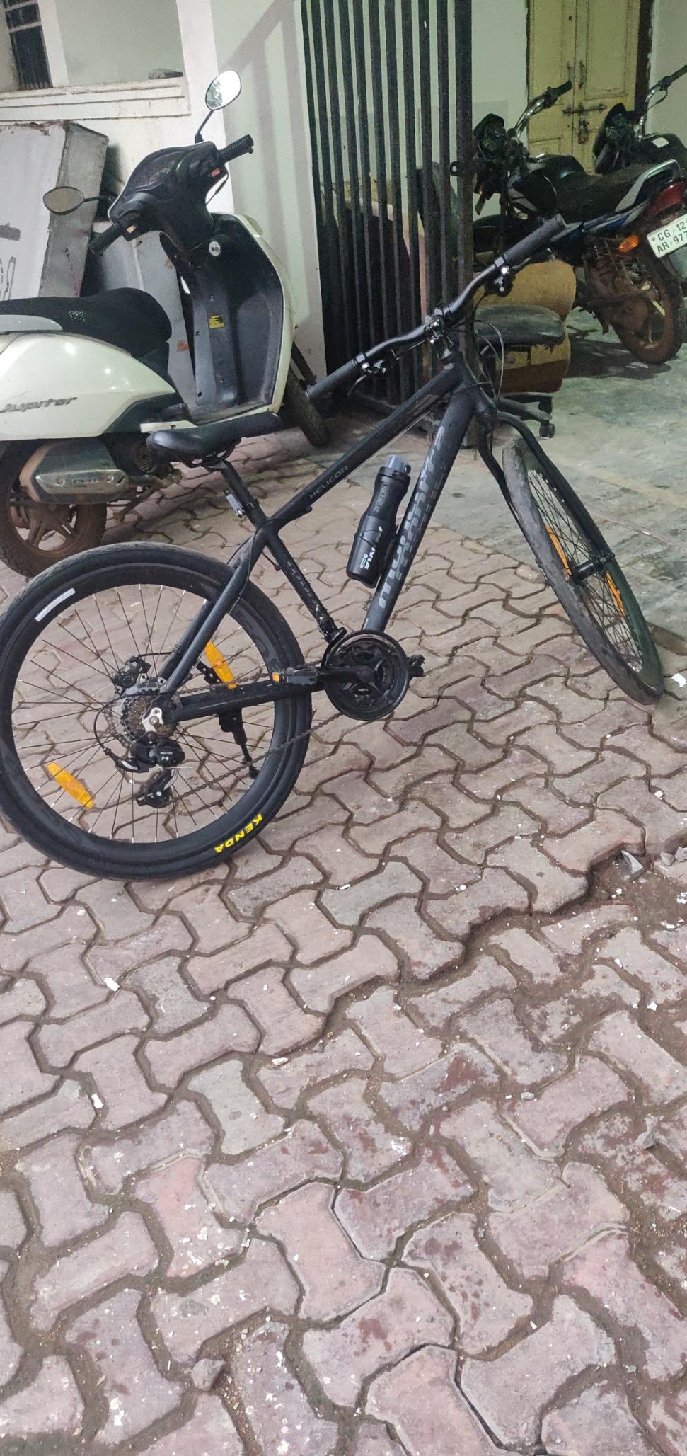 Buy Montra Helicon Disc 27.5T 21 Speed Super Premium Cycle(Silver ...