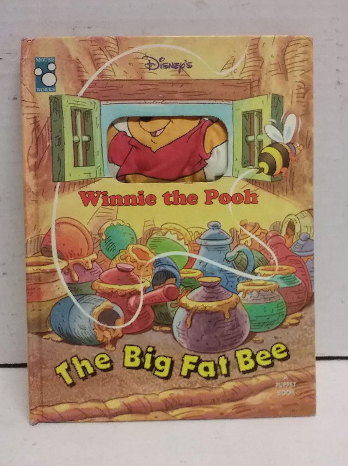 Disney's Winnie the Pooh: The Big Fat Bee (Puppet Books): Disney, Walt ...