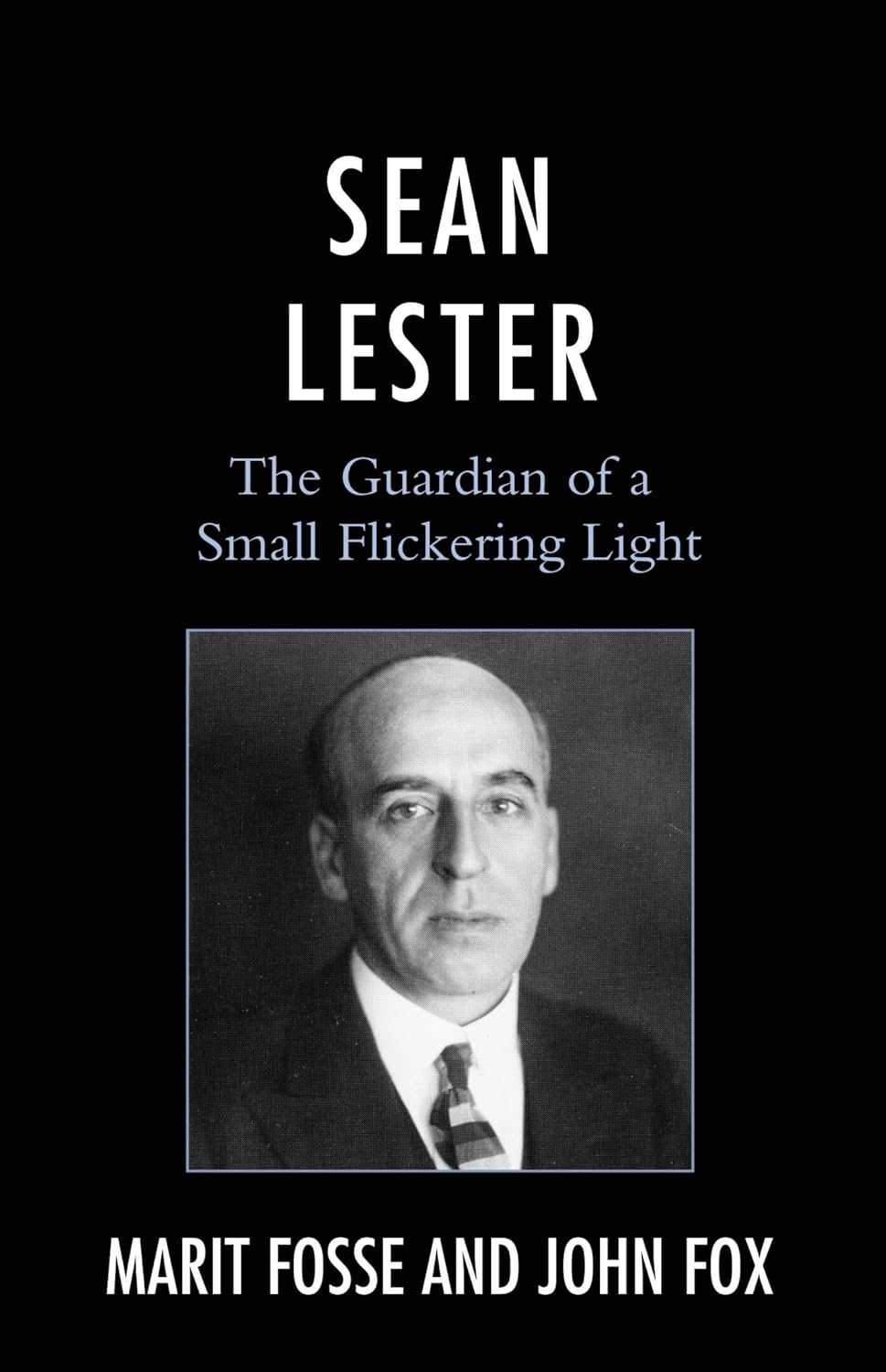 Amazon.com: Sean Lester: The Guardian of a Small Flickering Light eBook ...