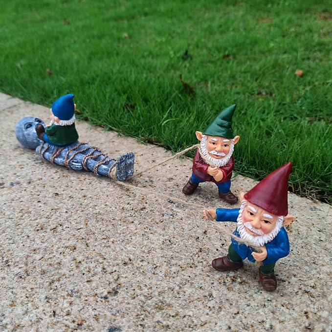 Amazon.com : qumHmup Garden Gnomes with Alien Figurine, Polyresin ...