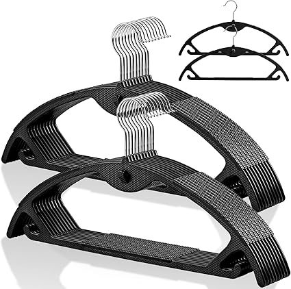 Amazon.co.jp: ハンガー かたくずれ防止 20本組 SEWEI 跡がつかないハンガー ハンガー すべらない 洗濯ハンガー はんがー ...