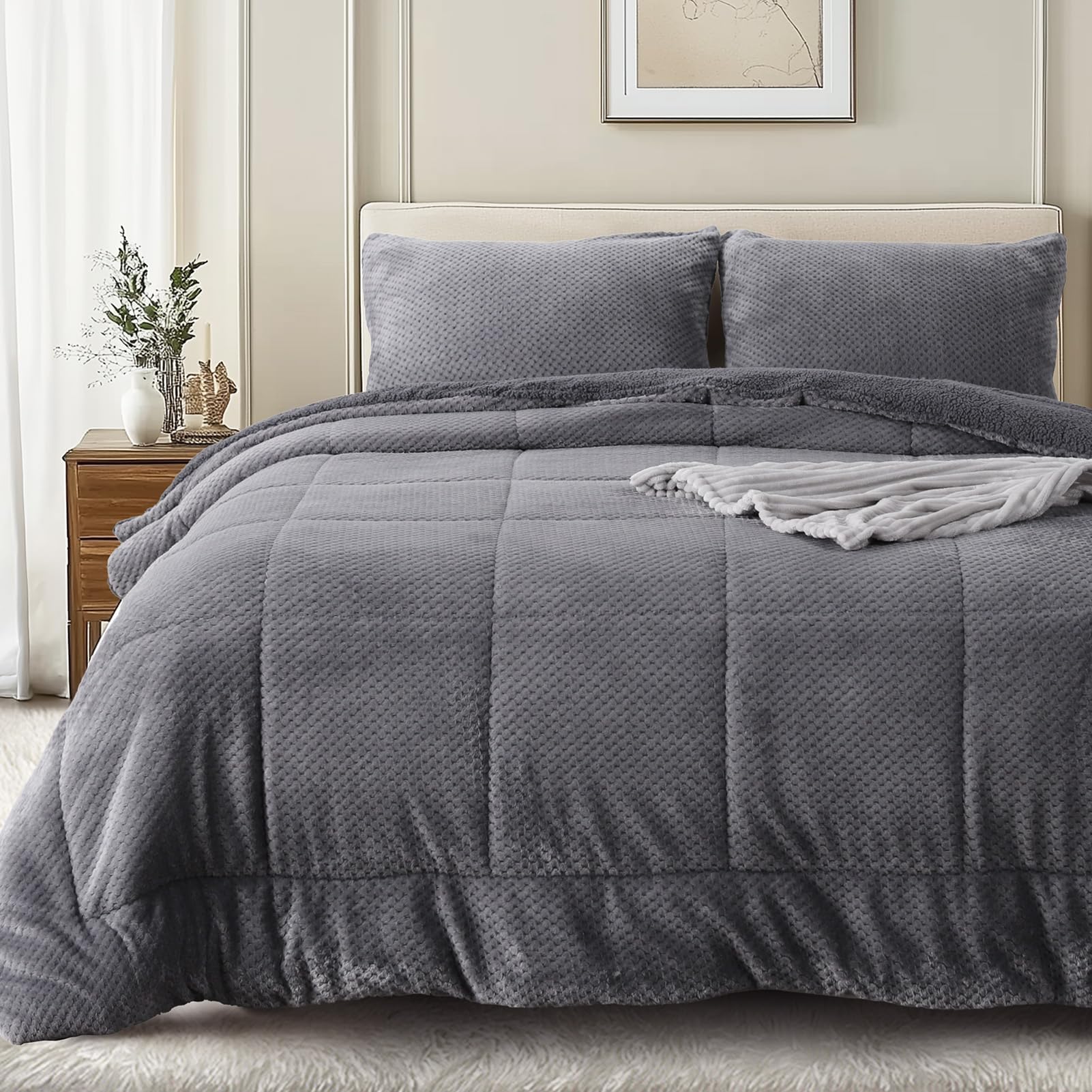 Amazon.com: Wrangler - Queen Comforter Set, Soft Microsuede Bedding ...