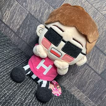 Amazon.co.jp: HIKAKIN Hikakin Sitting Plush Molly Fantasy Exclusive ...
