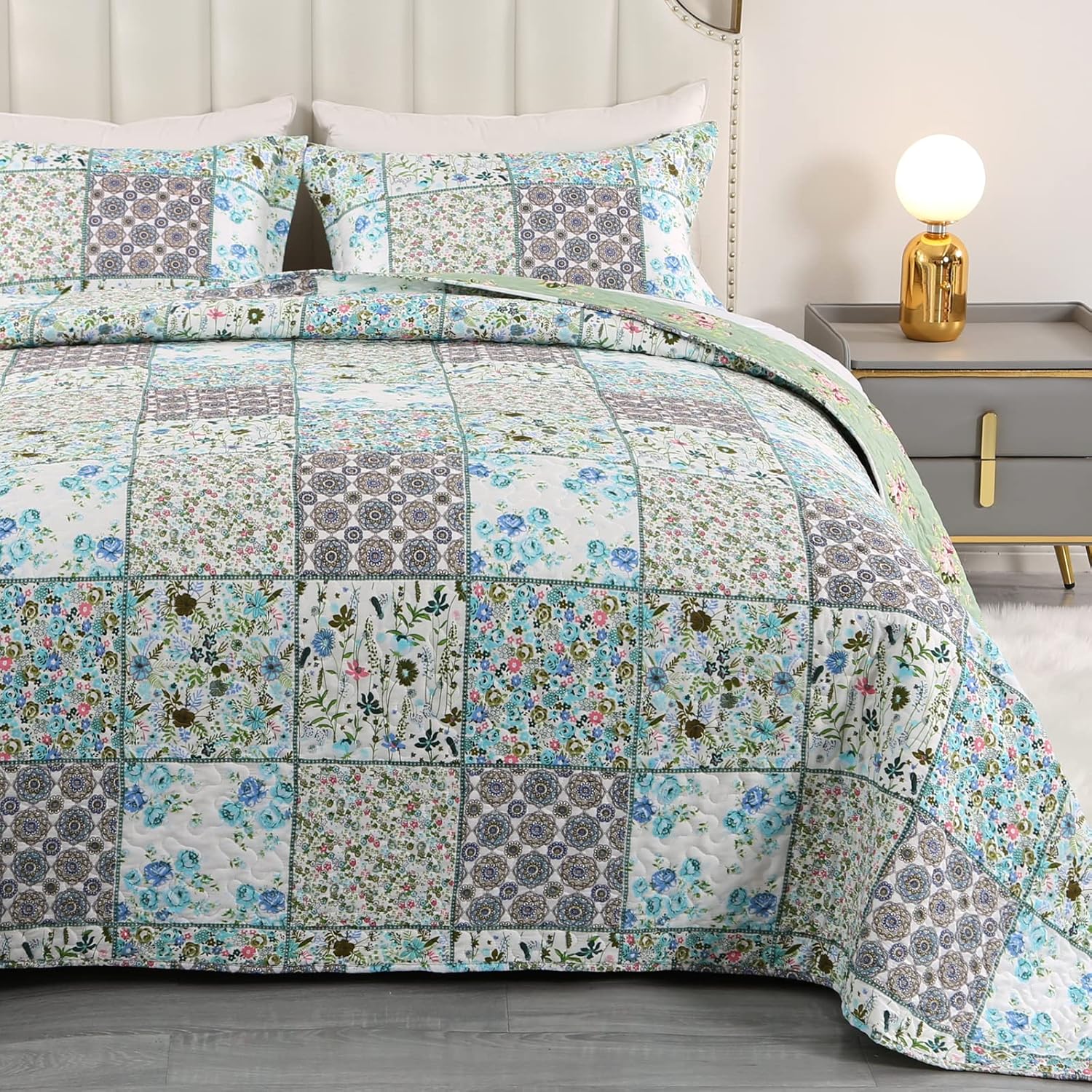 Amazon.com: ENJOHOS Floral Patchwork Quilt Bedspread Sets Reversible ...