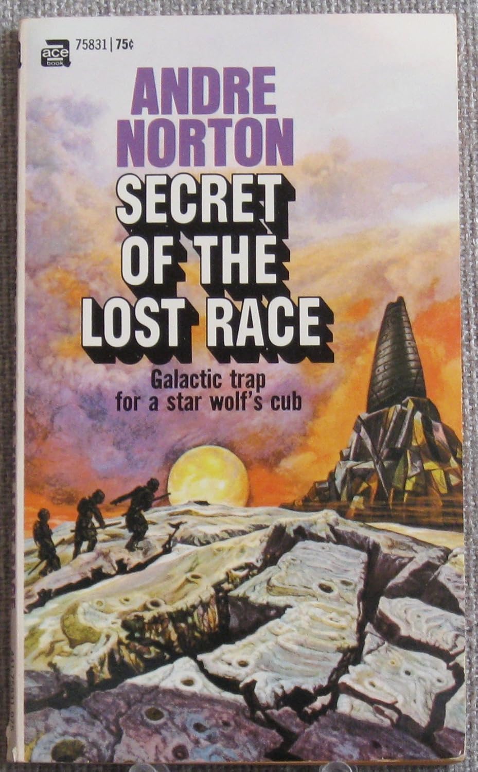 Secret of the Lost Race: Andre Norton: Amazon.com: Books